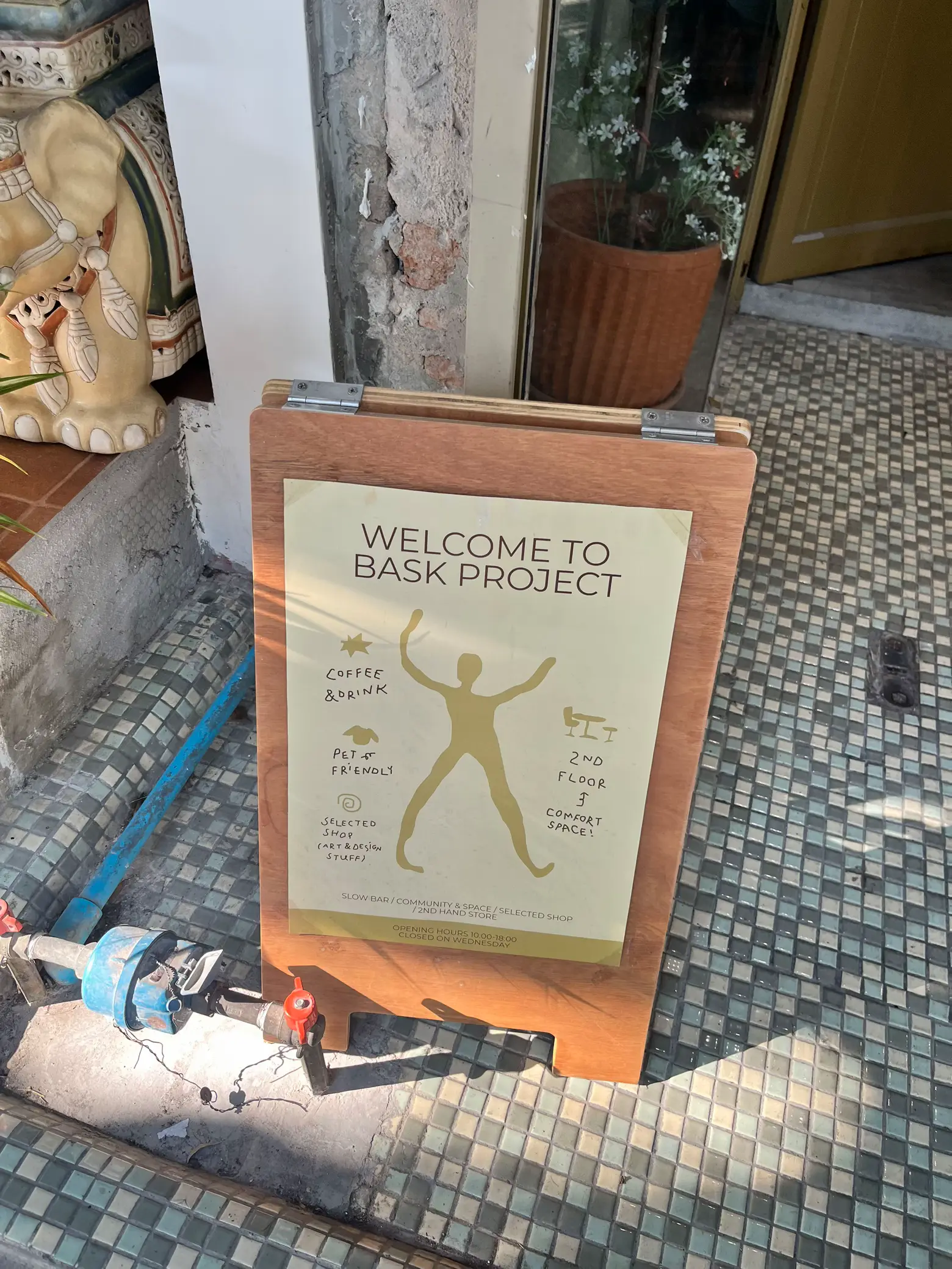 Bask Project สุขุมวิท47 คาเฟ่ที่ไม่ได้มีแค่กาแฟ🧉👢 🧩 | แกลเลอรีที่โพสต์ ...