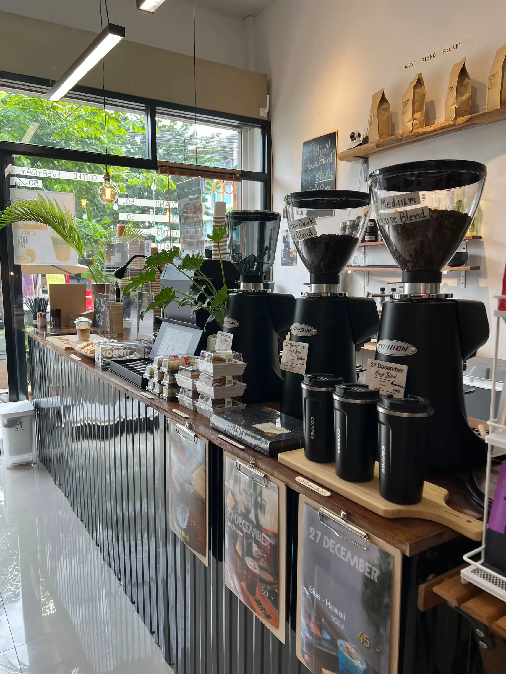 27 Dec. Coffee | แกลเลอรีที่โพสต์โดย Baitoey | Lemon8