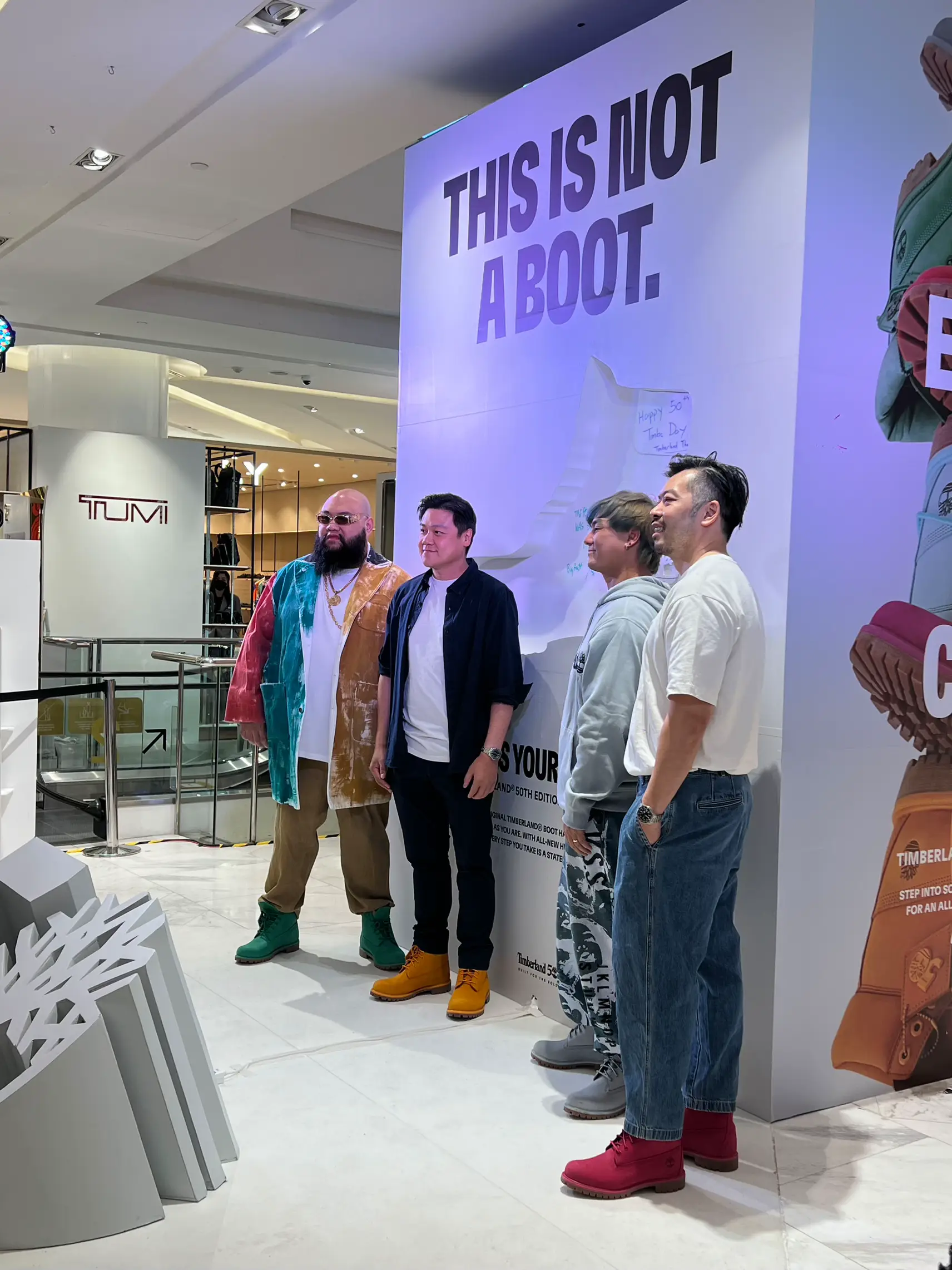 งานเปิดตัว timberland ครบรอบ50ปี ออกรองเท้าบูทใหม่ 7 สี 🥾 | แกลเลอรีที่ ...