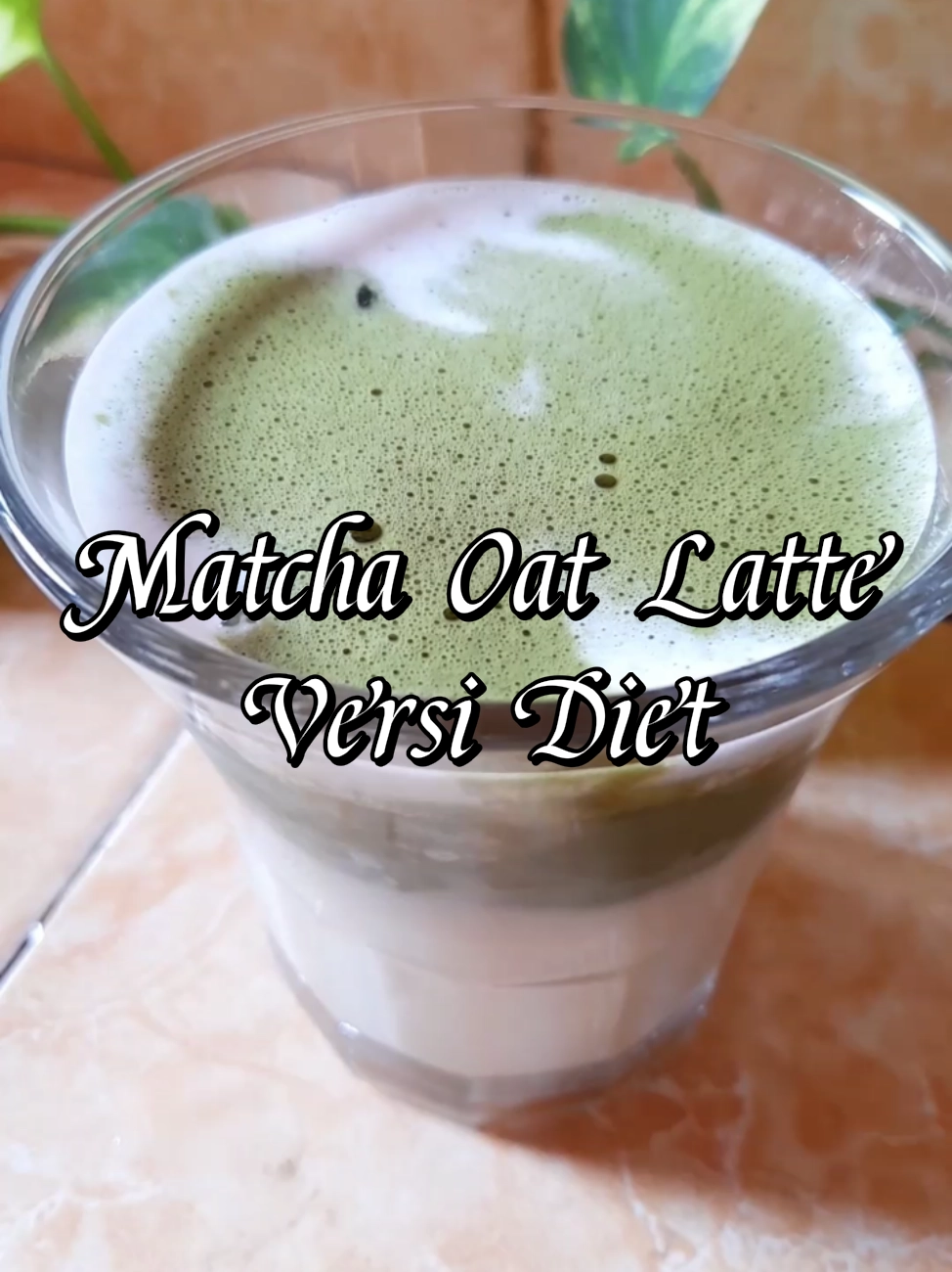 MATCHA OAT LATTE UNTUK KAMU YANG LAGI DIET | Video diterbitkan oleh Resep Gunapria | Lemon8