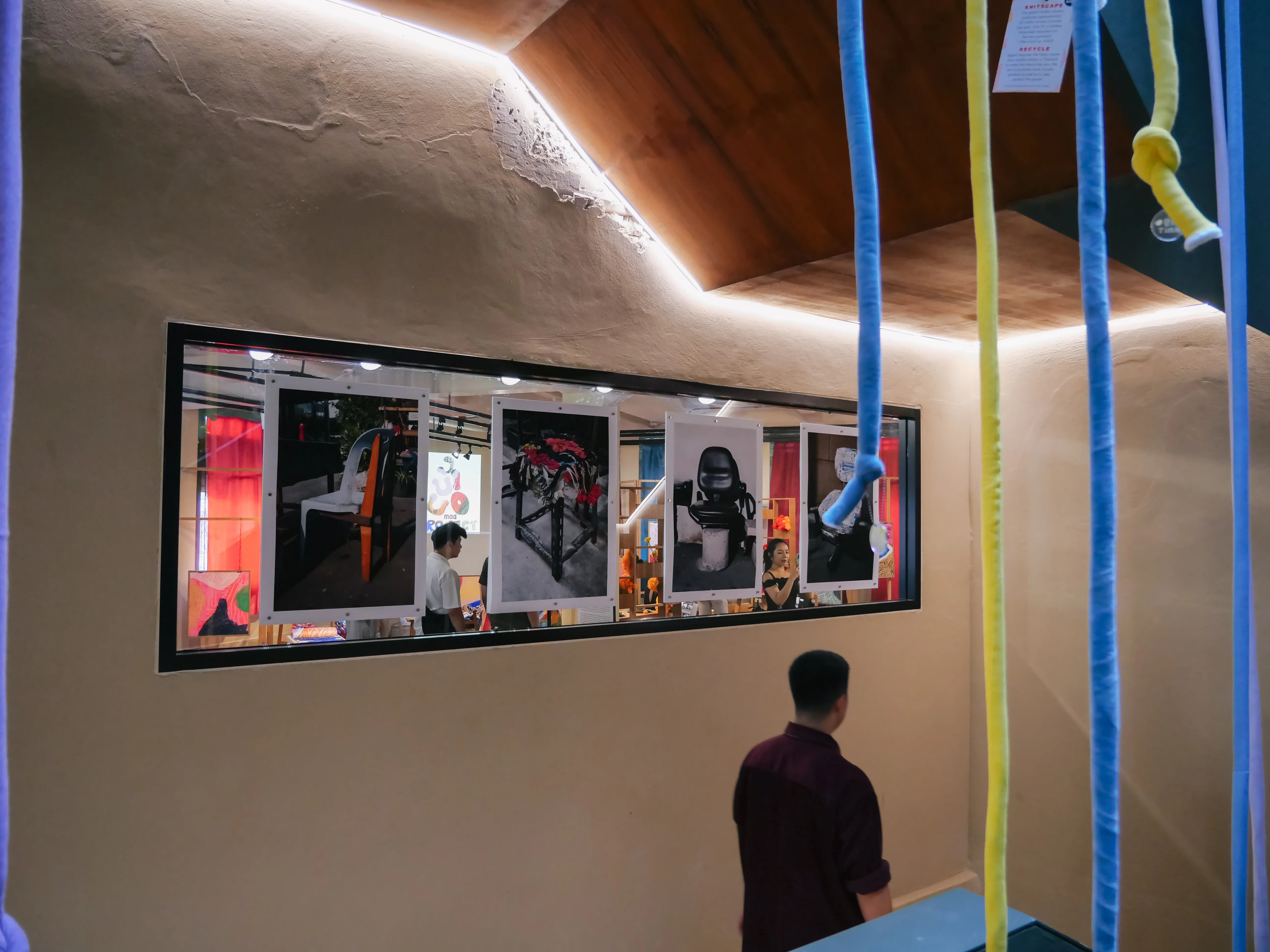 พาทัวร์งานไฮไลท์ BKKDW2024 ย่านเจริญกรุง-ทรงวาด | แกลเลอรีที่โพสต์โดย Insomnia Scene | Lemon8