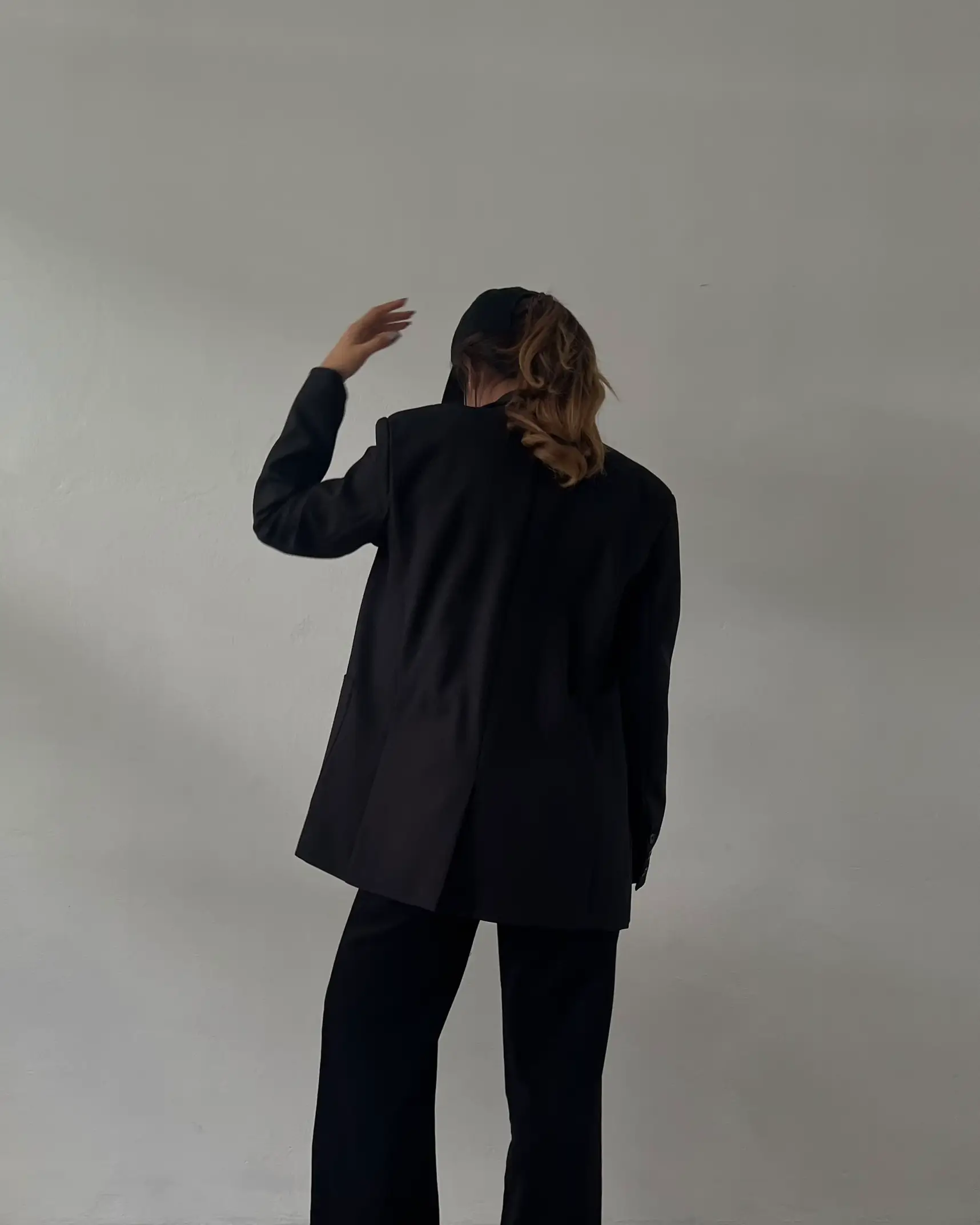 “All Black Look” ที่คนรักสีดำ ห้ามพลาด!! | แกลเลอรีที่โพสต์โดย risa. | Lemon8