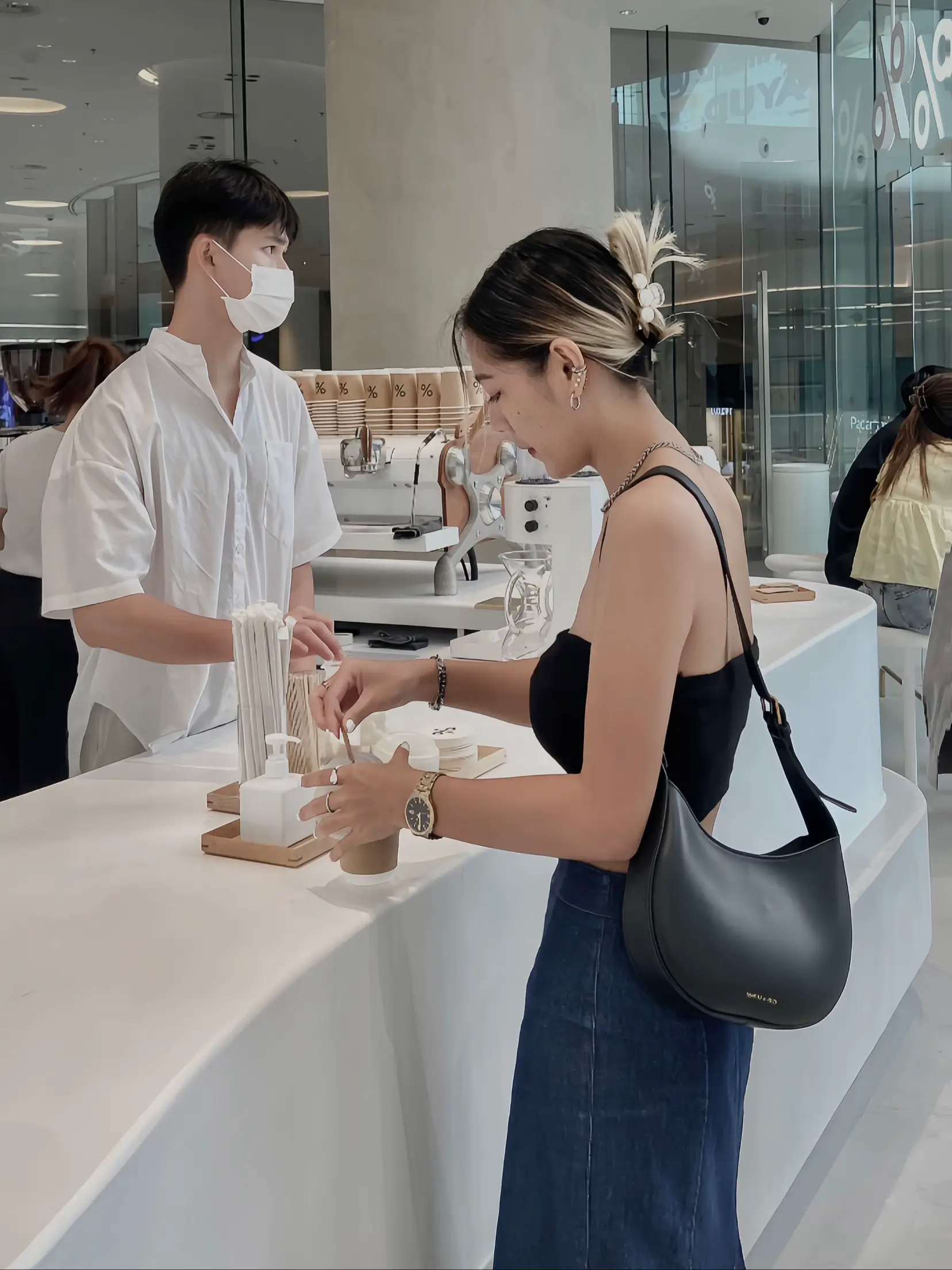 ☕️🤍🖤🫶🏻 | แกลเลอรีที่โพสต์โดย Kookkik Ari | Lemon8