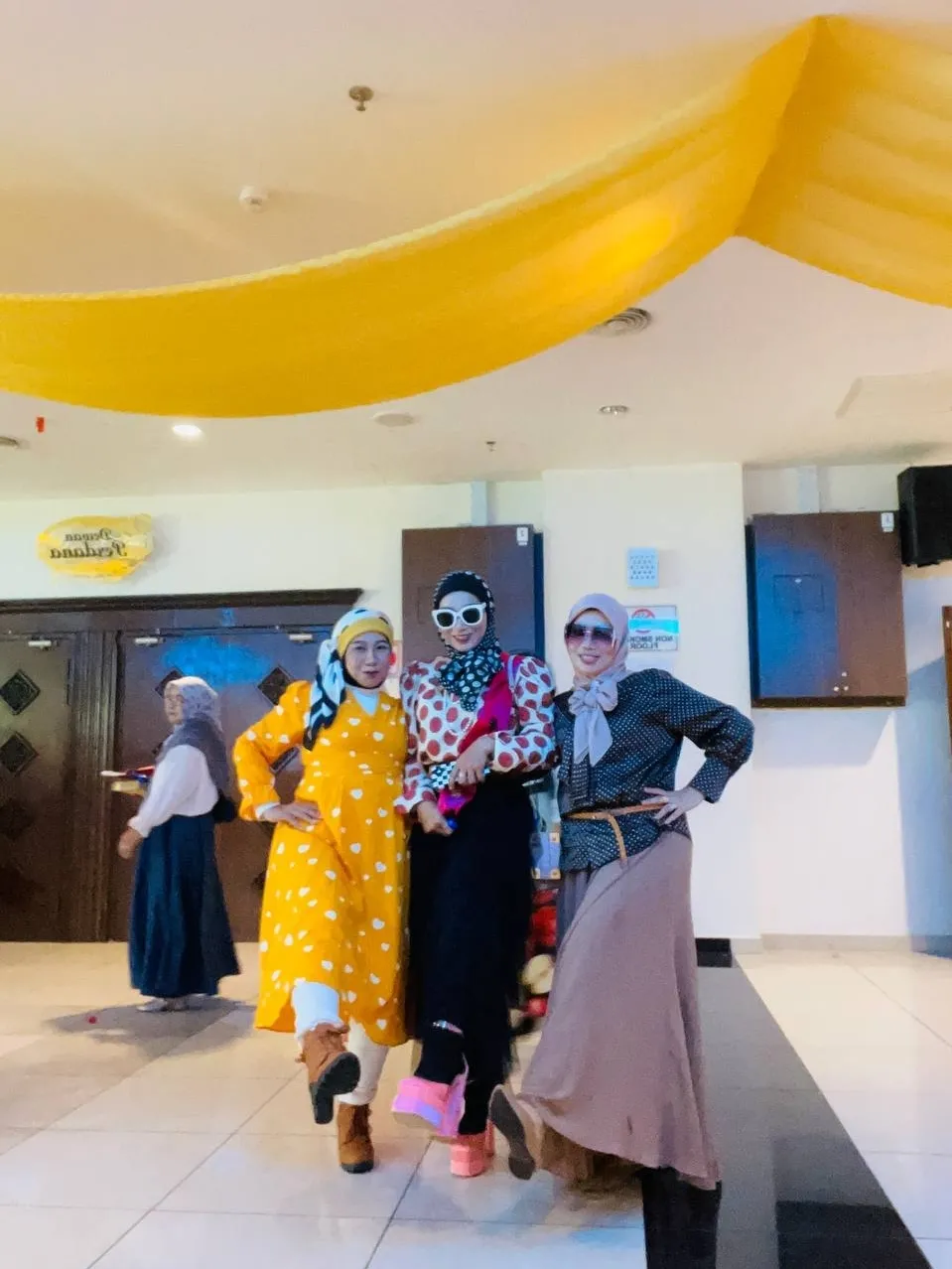 20 idea Tema Retro 80an teratas pada tahun 2024