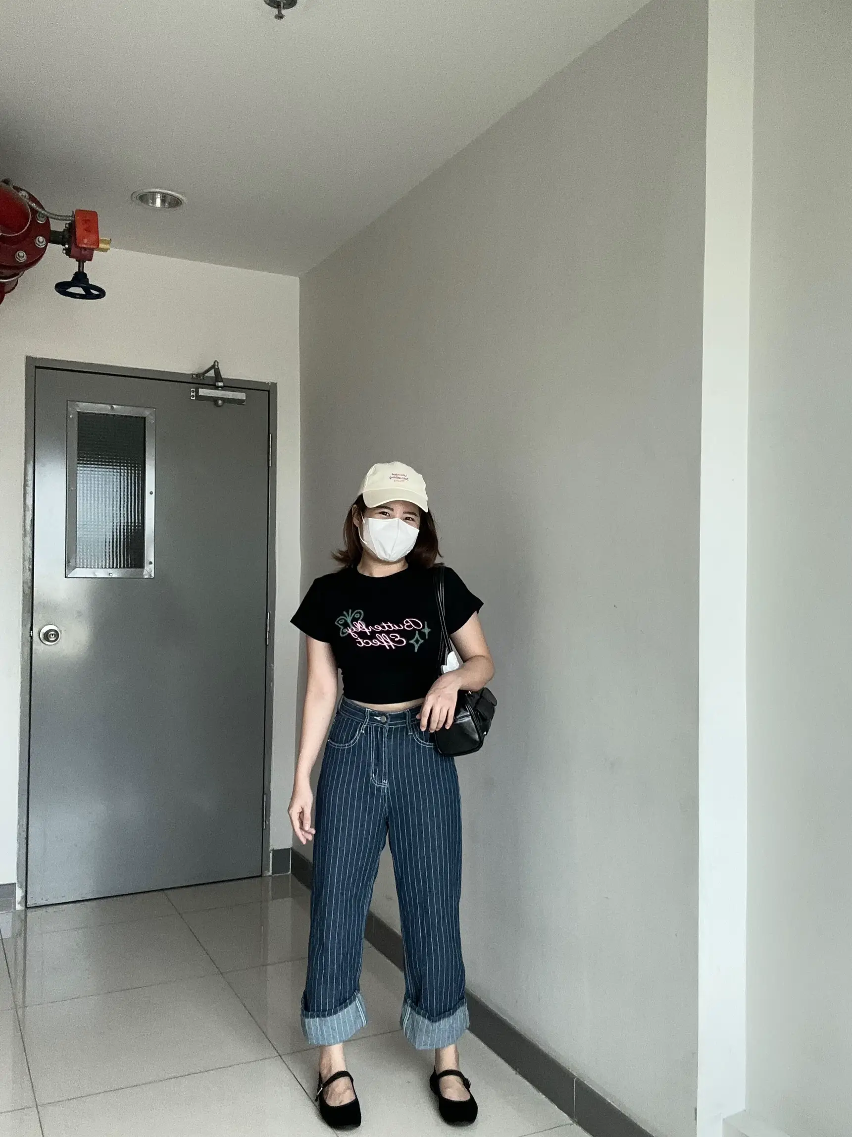 #Ootd Crop BABY TEE แมทช์กับ รองเท้าmary jane | แกลเลอรีที่โพสต์โดย ...