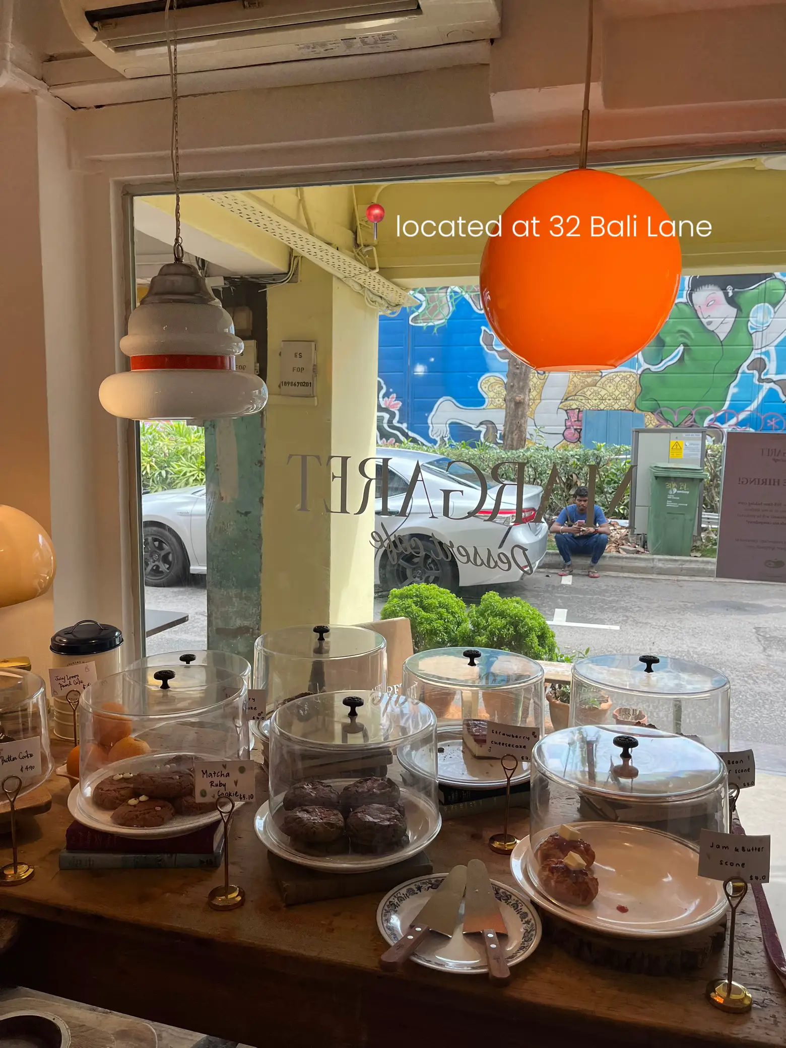 Trying the TikTok famous cube pie cafe ☕️ | Gallery posted by janelle ...