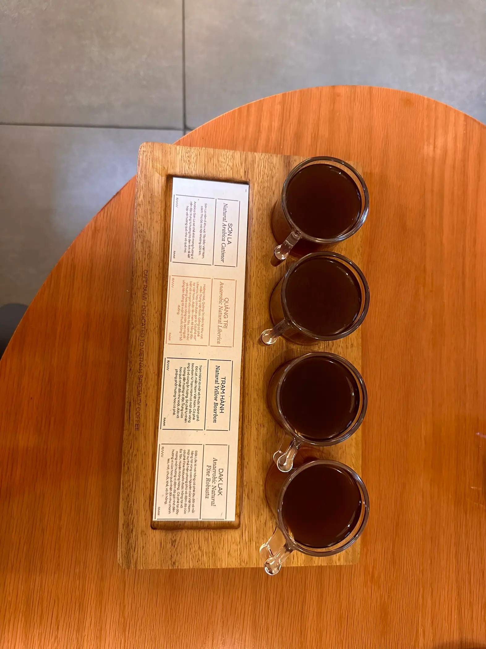 Raaw Cafe Hanoi, Vietnam | แกลเลอรีที่โพสต์โดย Gammgon | Lemon8