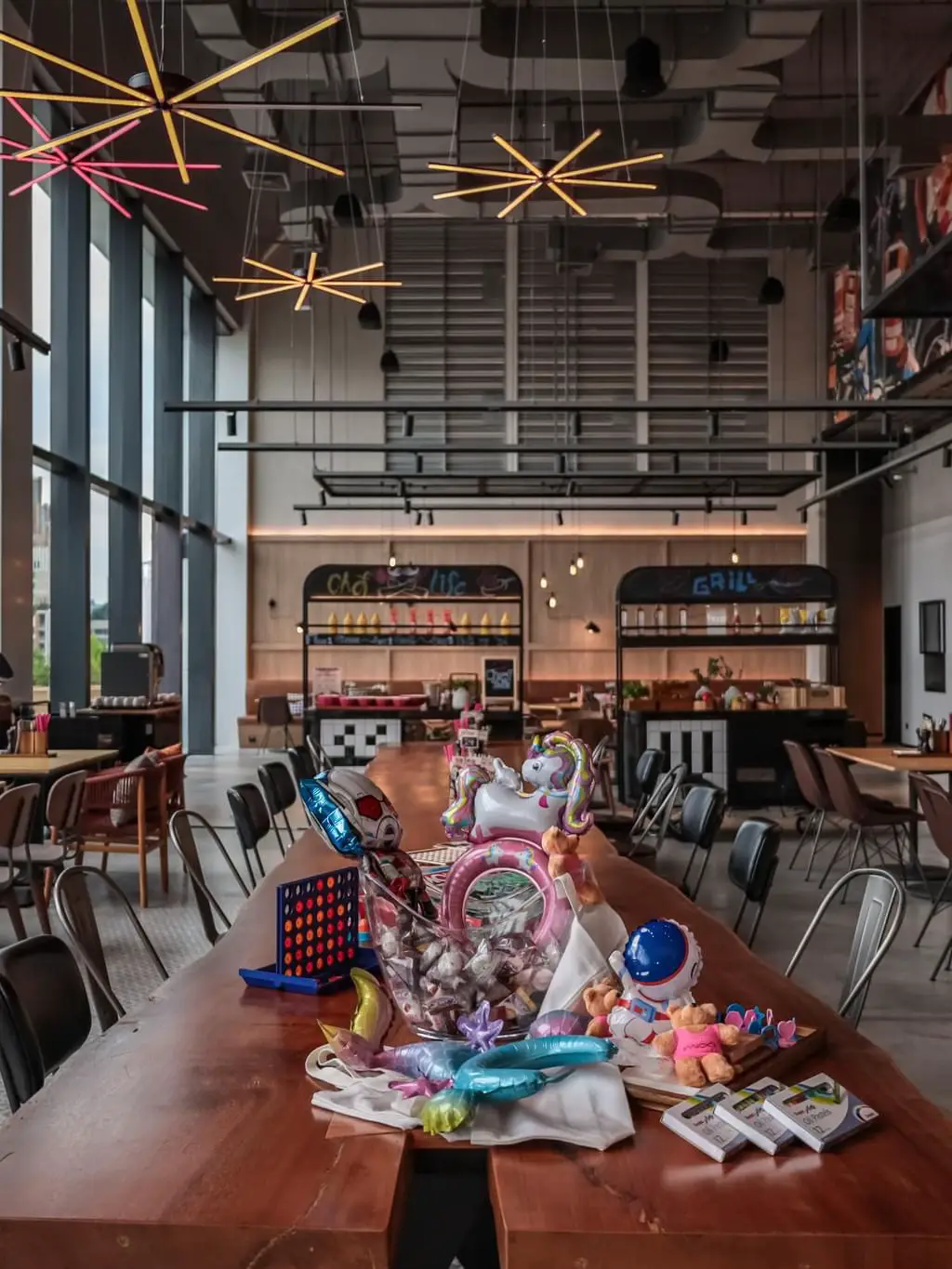 Moxy Bangkok Ratchaprasong โรงแรมสุดทันสมัย | แกลเลอรีที่โพสต์โดย ไปเต๊ ...