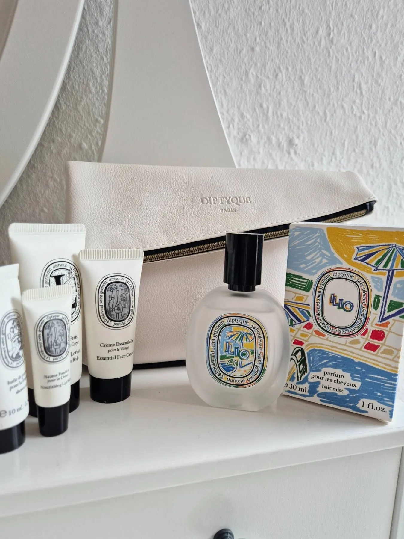 New collection DIPTYQUE Hair mist | แกลเลอรีที่โพสต์โดย Ninamakeuproom | Lemon8