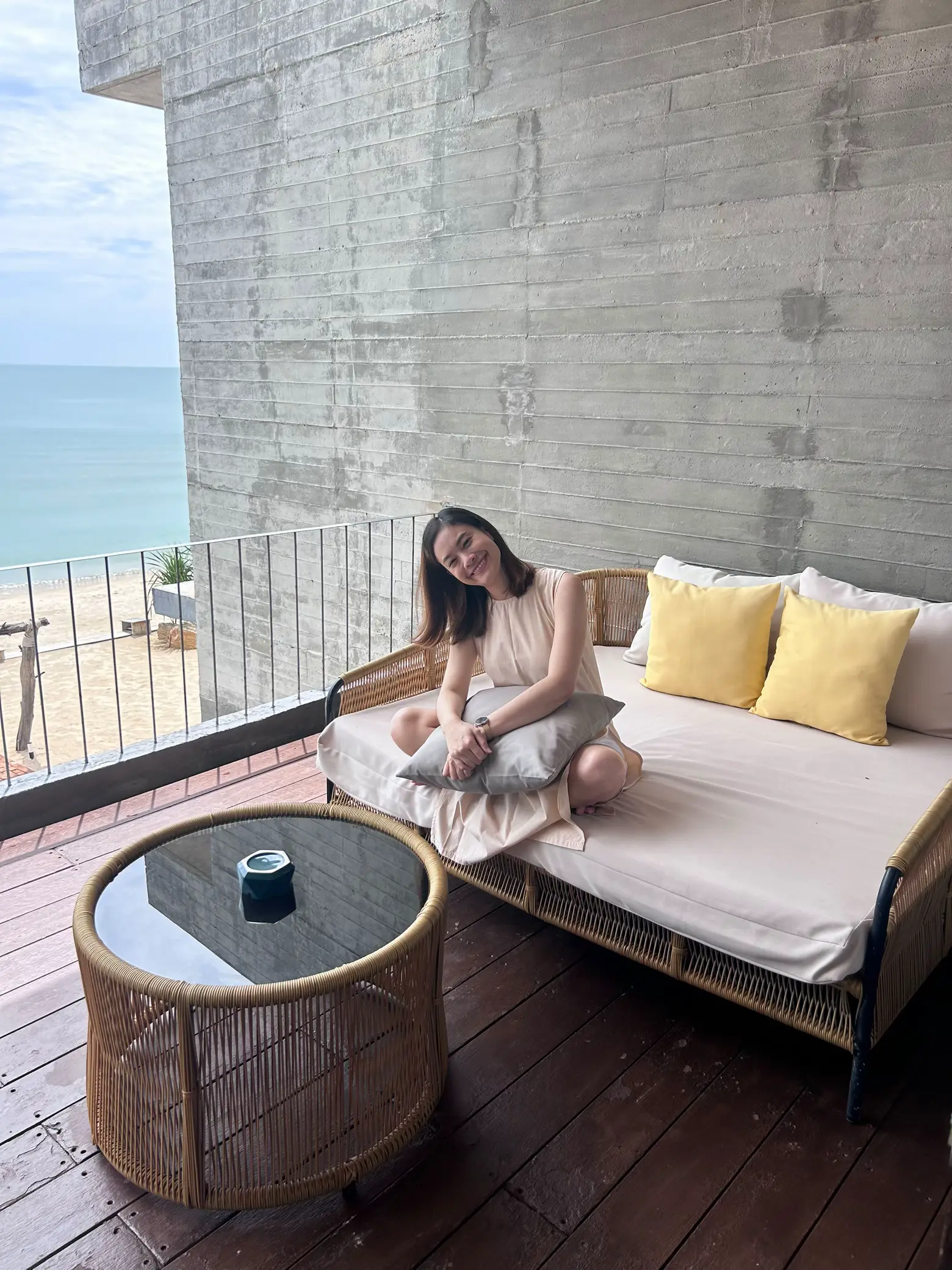 ที่พักสบายๆ จุฬาบีชรีสอร์ต ขนอม (นครศรีธรรมราช) | แกลเลอรีที่โพสต์โดย Bussssss | Lemon8