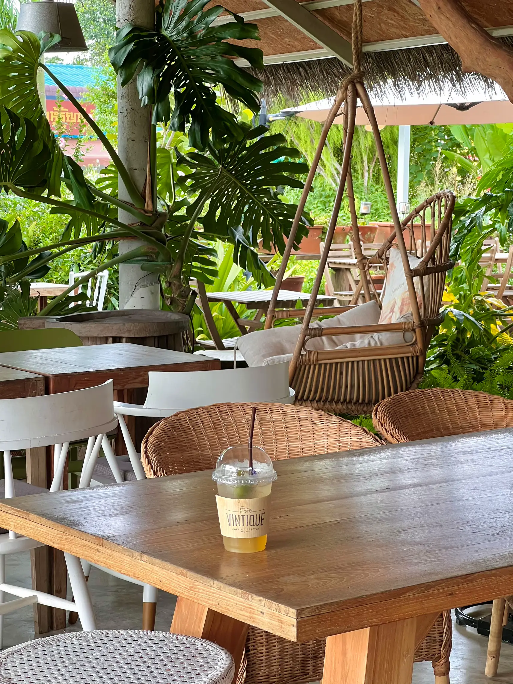 vintique cafe and lifestyle คาเฟ่ย่านคลองสามวา | แกลเลอรีที่โพสต์โดย ...