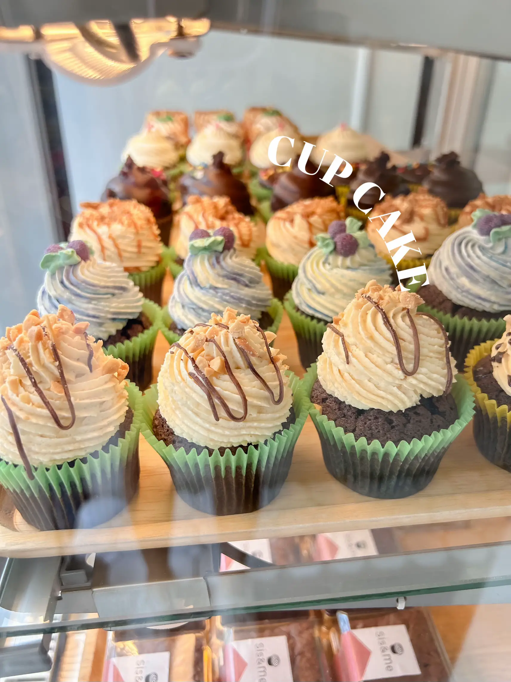 ร้านเค้ก 🍰 ย่านอารีย์ 😋 | แกลเลอรีที่โพสต์โดย nn. | Lemon8