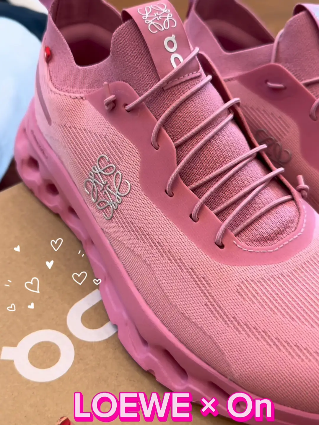 LOEWE × On สีชมพู น่ารักสุดๆ | วิดีโอที่เผยแพร่โดย Rangsiman🩷 | Lemon8