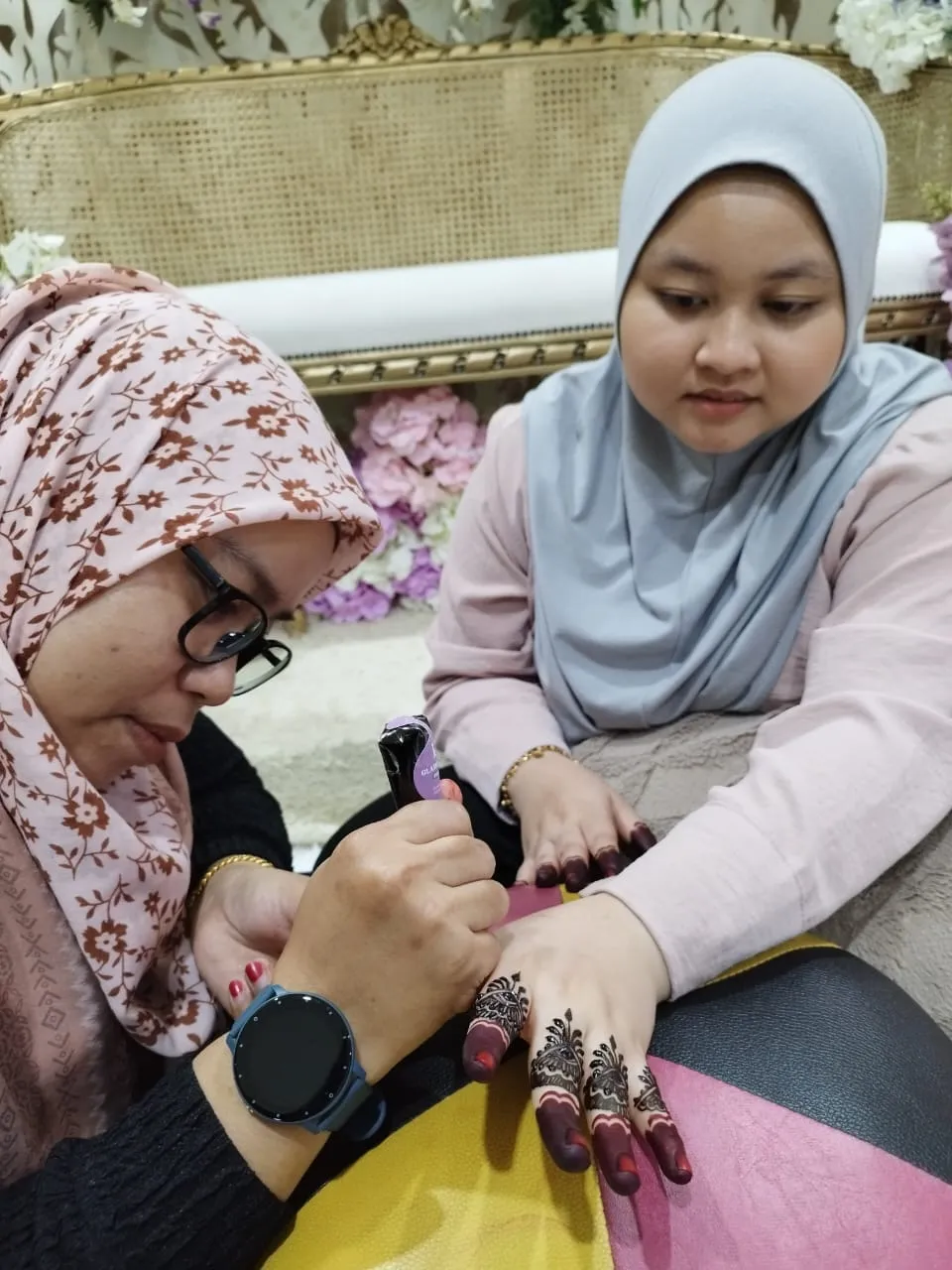 HENNA ARTIST | Galeri disiarkan oleh Wana Johari | Lemon8