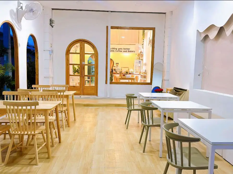 คาเฟ่เปิดใหม่ คาเฟ่สไตล์มินิมอล จริงจังคาเฟ่ | แกลเลอรีที่โพสต์โดย Jingjang Cafe' | Lemon8