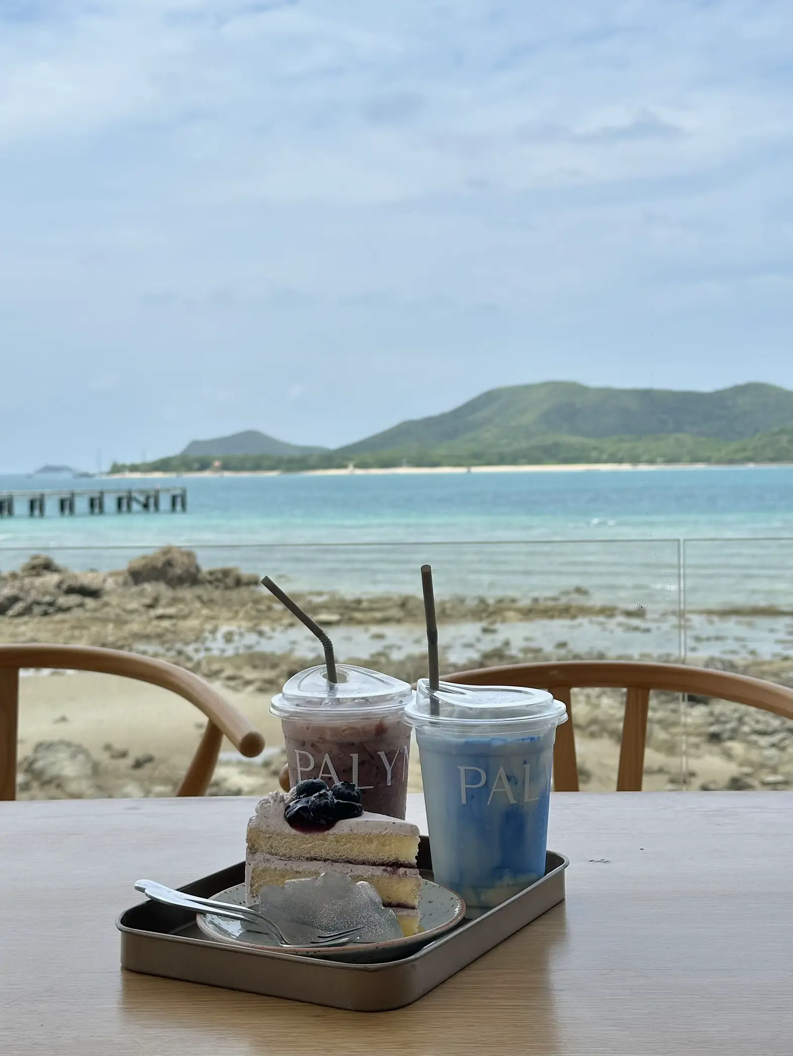 Palyn cafe คาเฟ่ที่สวยที่สุดในแสมสาร 🌊🌥️ | แกลเลอรีที่โพสต์โดย ...