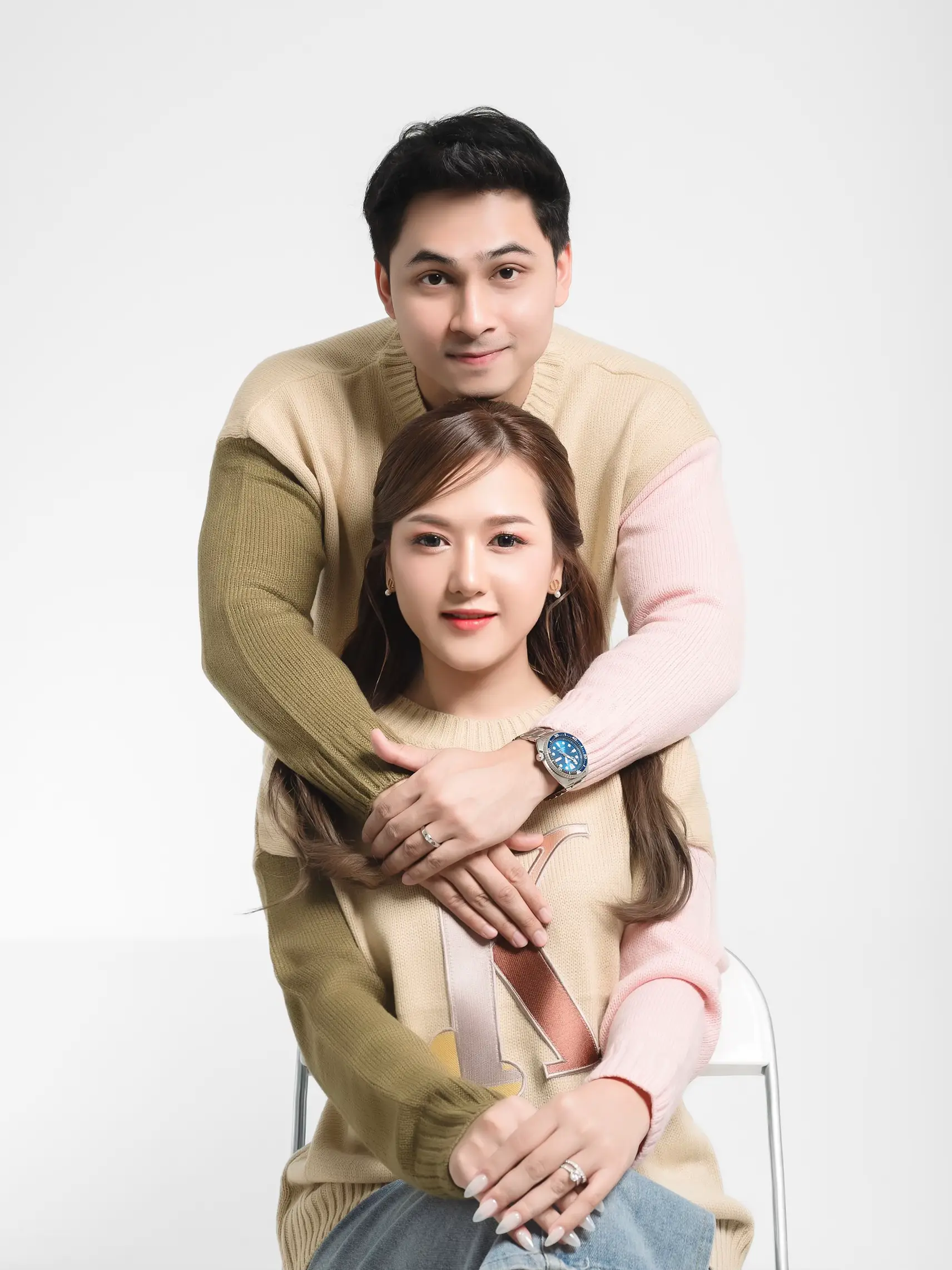 ถ่าย Pre-Wedding Studio so cute ไม่ไหว 😳 | แกลเลอรีที่โพสต์โดย kwangreindeerx 🐷 | Lemon8