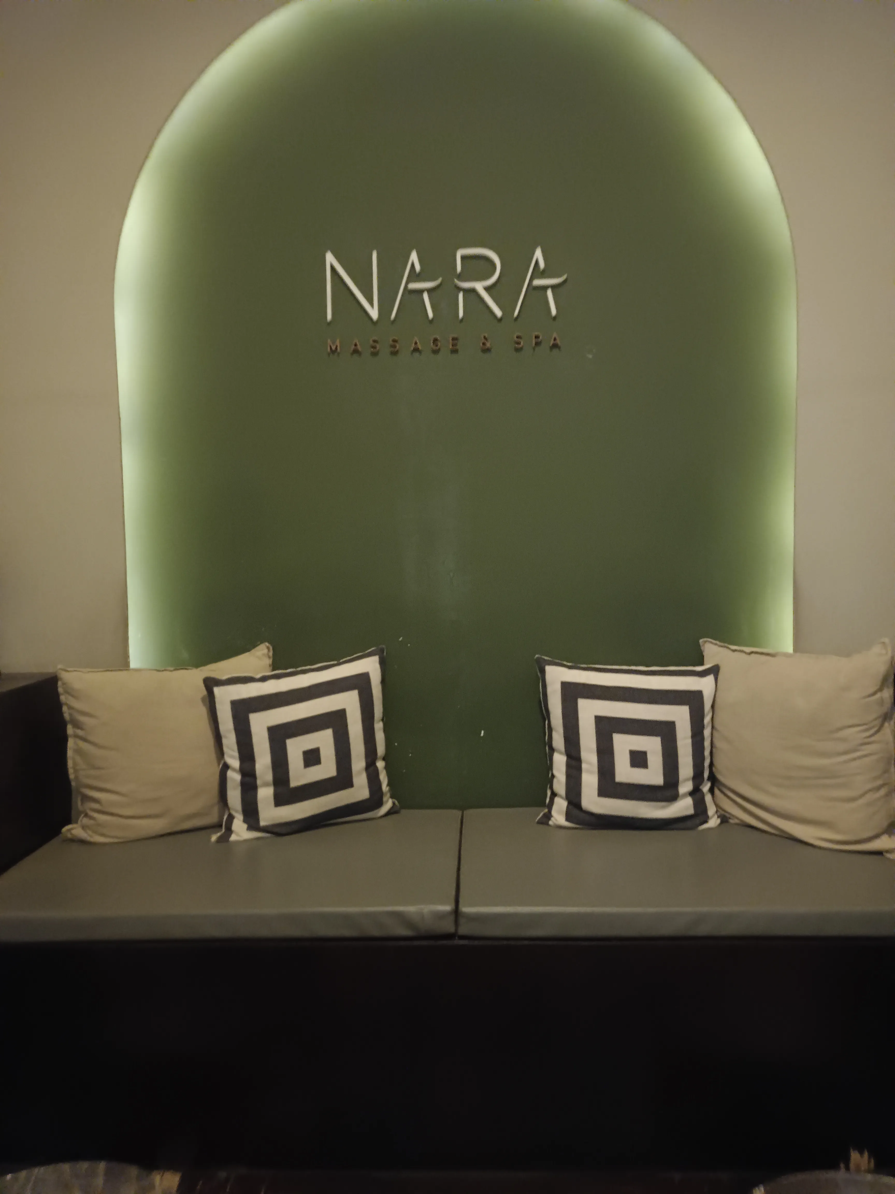 ร้านนวด ภูเก็ตที่ห้ามพลาด!!! | แกลเลอรีที่โพสต์โดย Angvimj | Lemon8