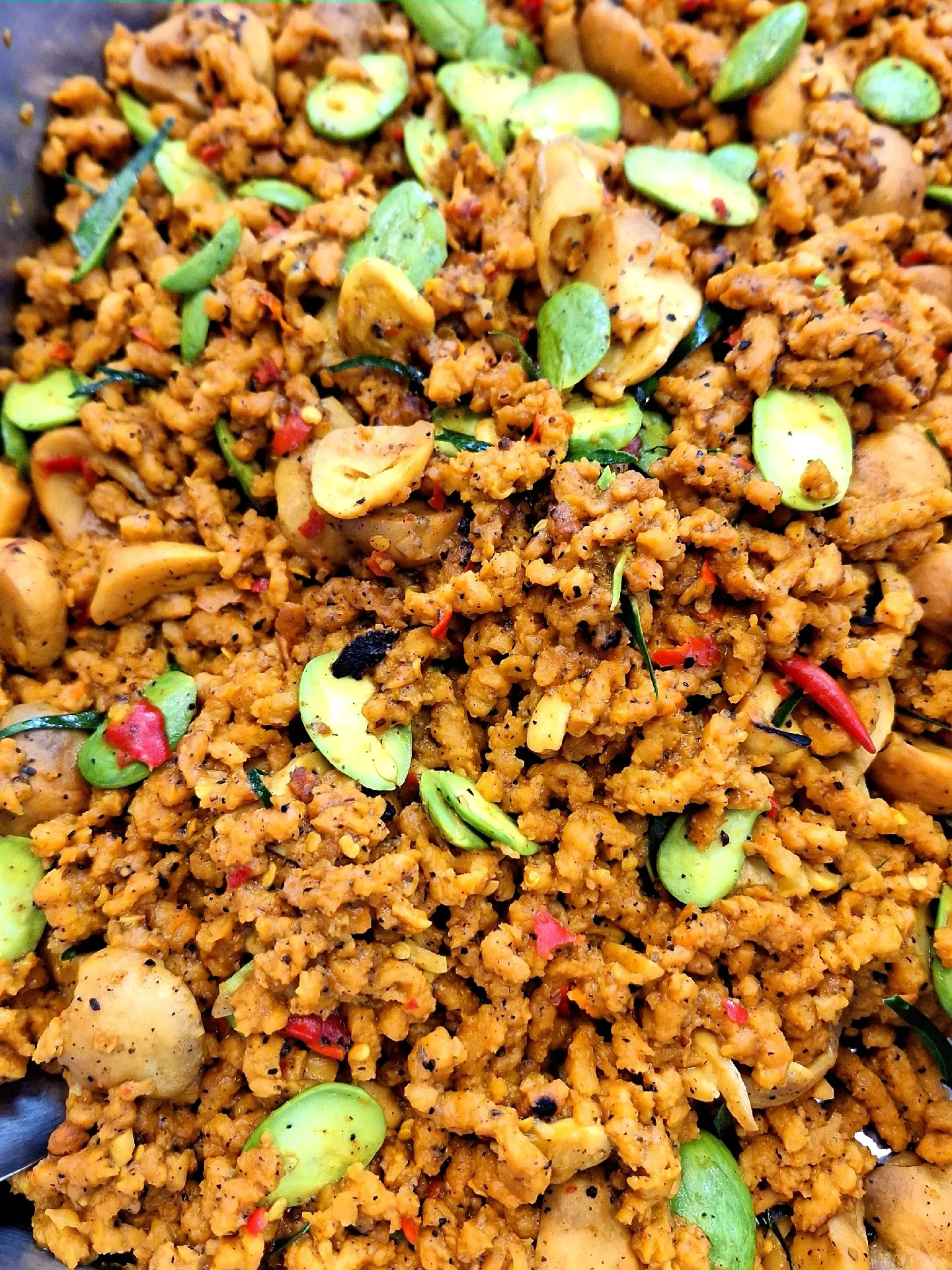 ร้านอาหารมังสวิรัต ร้านอาหารที่อยากแนะนำคะ | แกลเลอรีที่โพสต์โดย Mompu Patchara | Lemon8