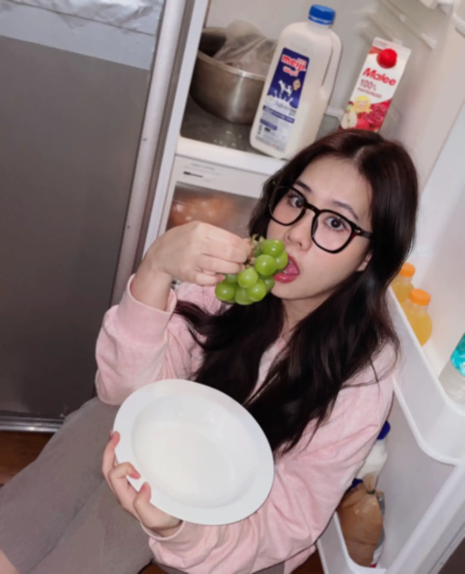 POSE IDEAS 🗄️ | แกลเลอรีที่โพสต์โดย Chk_aon | Lemon8