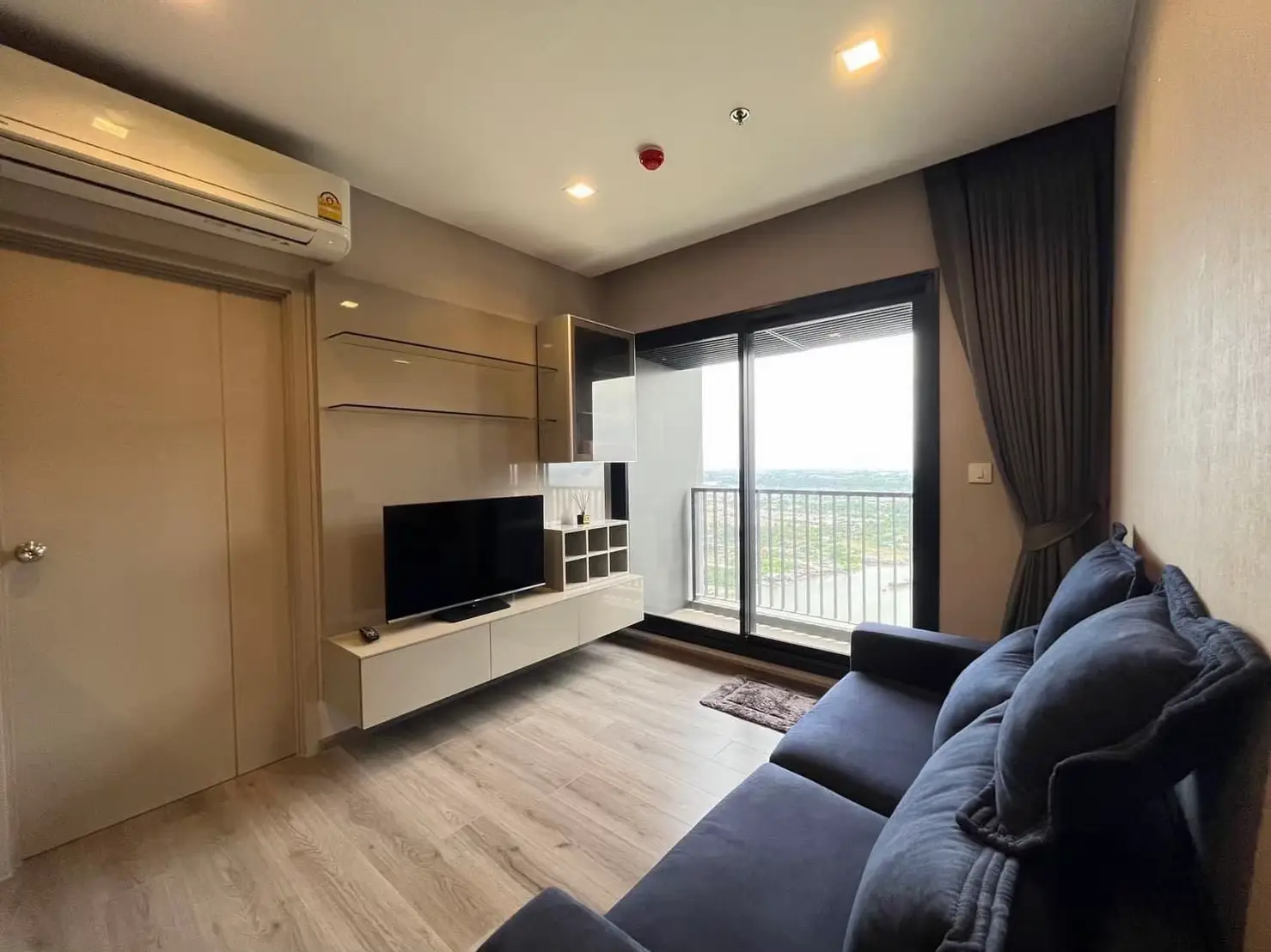 ติดแม่น้ำ | แกลเลอรีที่โพสต์โดย Sprite ggr | Lemon8