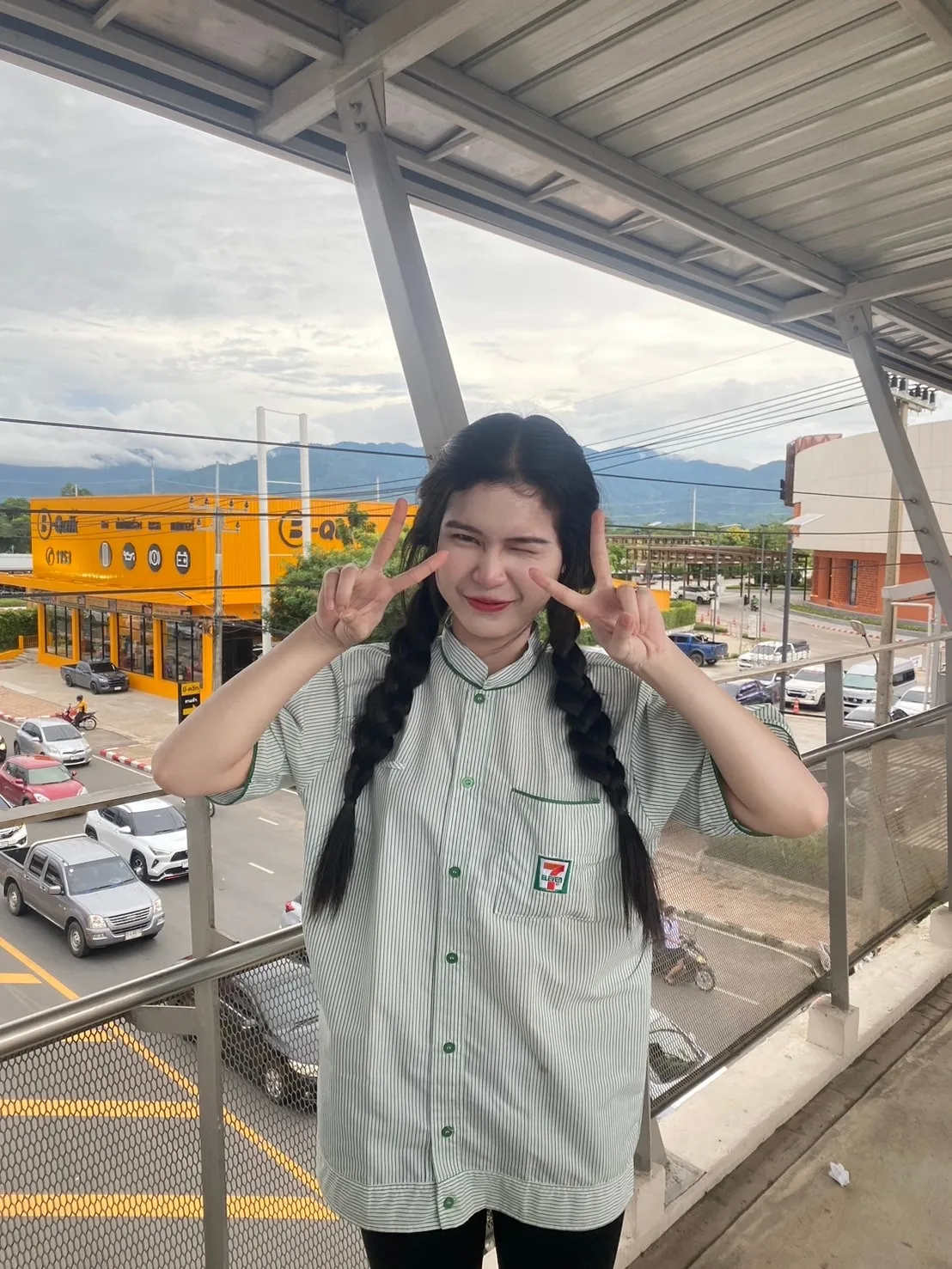 รีวิวการทำงาน 7-11 [สำหรับคนที่อยากลองทำหารายได้] | แกลเลอรีที่โพสต์โดย KI.MO💕 | Lemon8