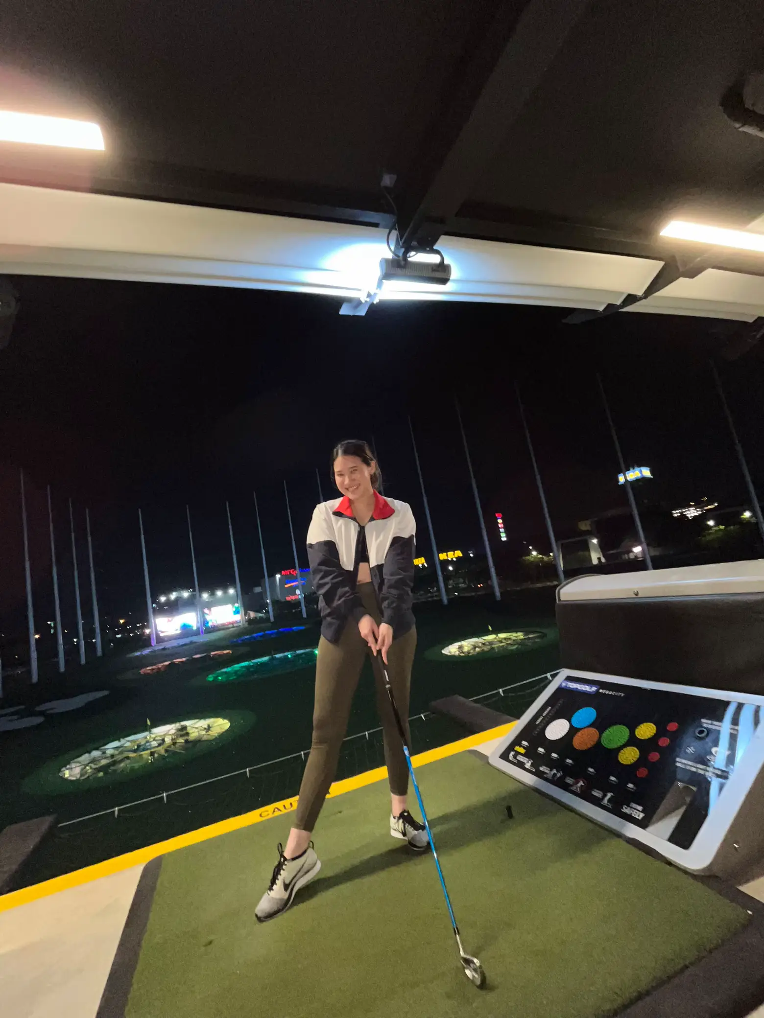 20 ไอเดียยอดนิยมเกี่ยวกับ เสื้อผ้าตีกอล์ฟ ในปี 2024