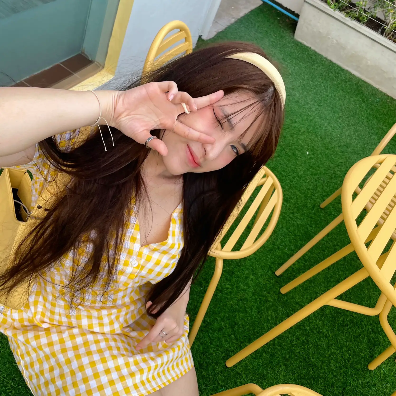 คาเฟ่พุทธมณฑลสีเหลืองสดใส Gathering Cafe💛 | แกลเลอรีที่โพสต์โดย cinearism💀 | Lemon8