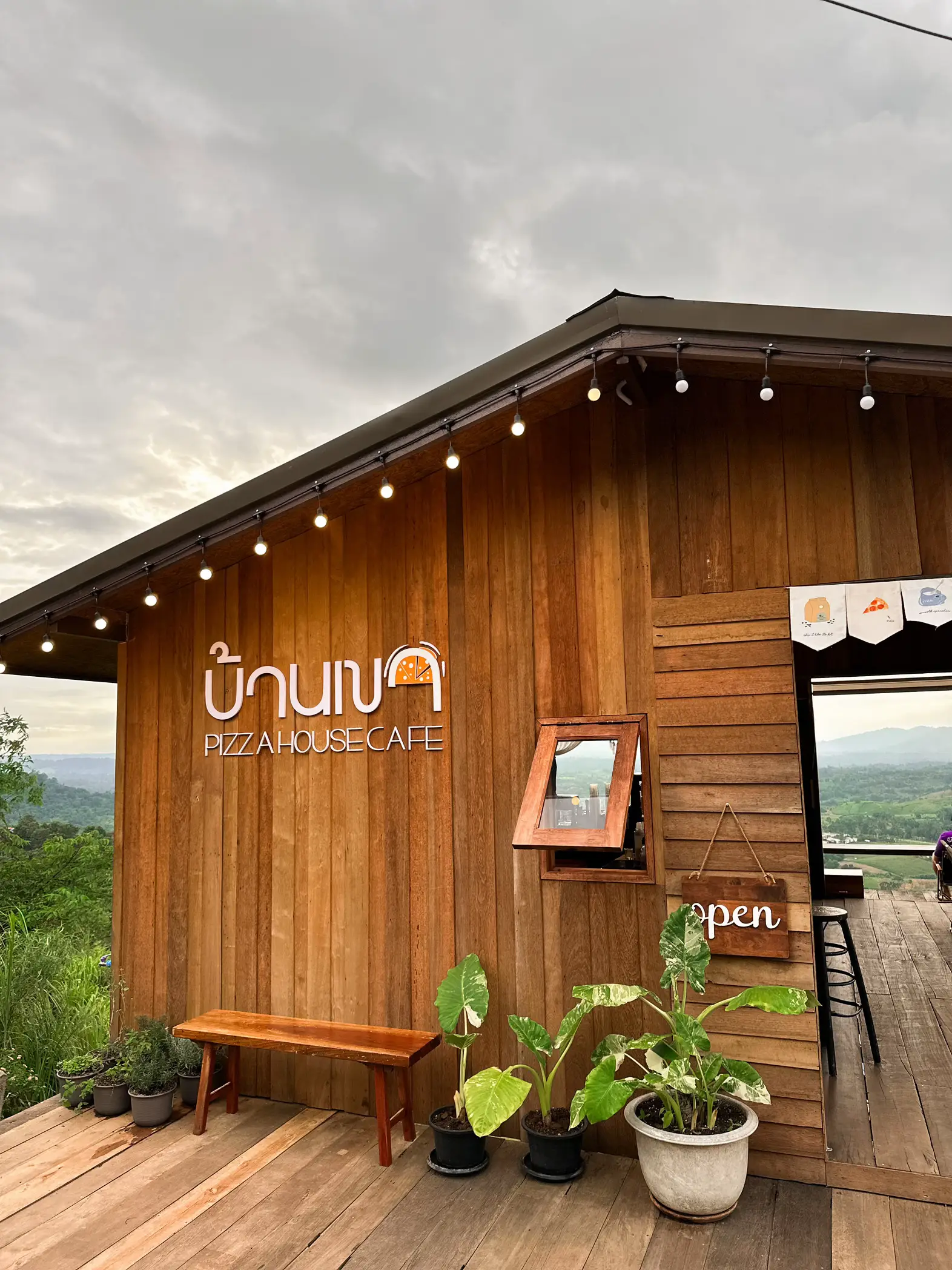 HIS HOME PIZZA HOUSE CAFE @ HIM COW | Gallery posted by Piyathida Ploy | Lemon8