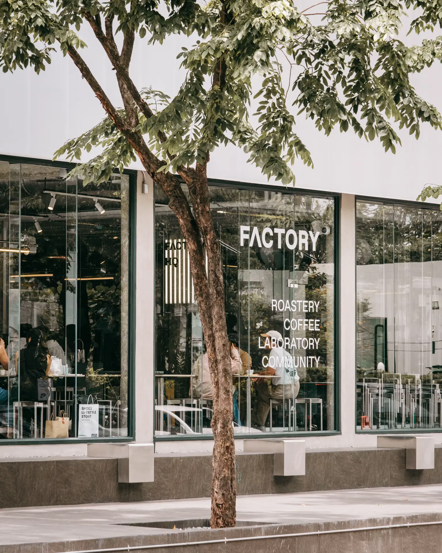 FACTORY HQ ร้านกาแฟสุดฮ็อตพญาไท เปิดสาขาที่ Town in Town | แกลเลอรีที่ ...