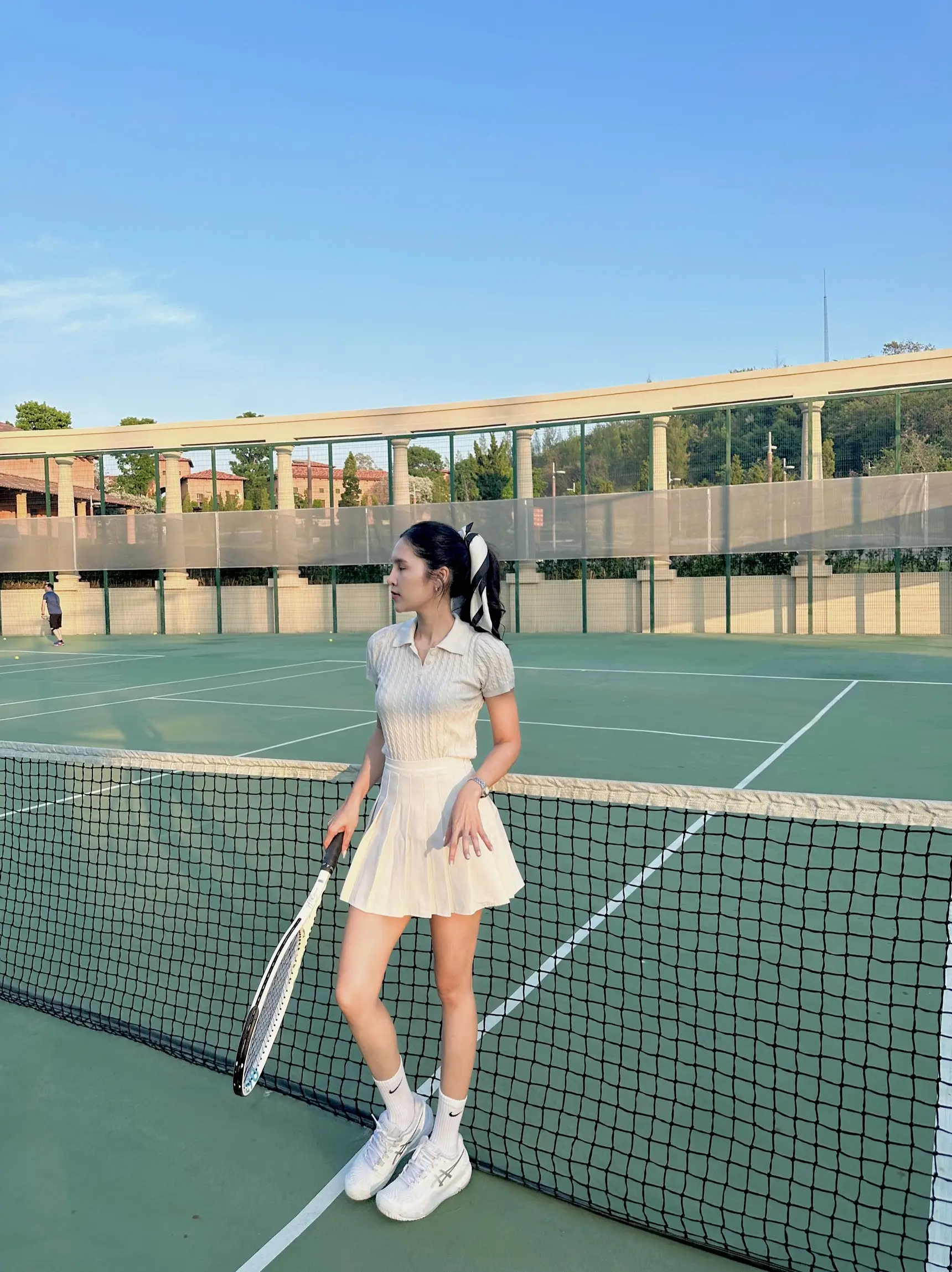 เปลี่ยนบรรยากาศ ตีเทนนิสที่เขาใหญ่บ้างละกัน🎾 | แกลเลอรีที่โพสต์โดย _____ws.88 | Lemon8
