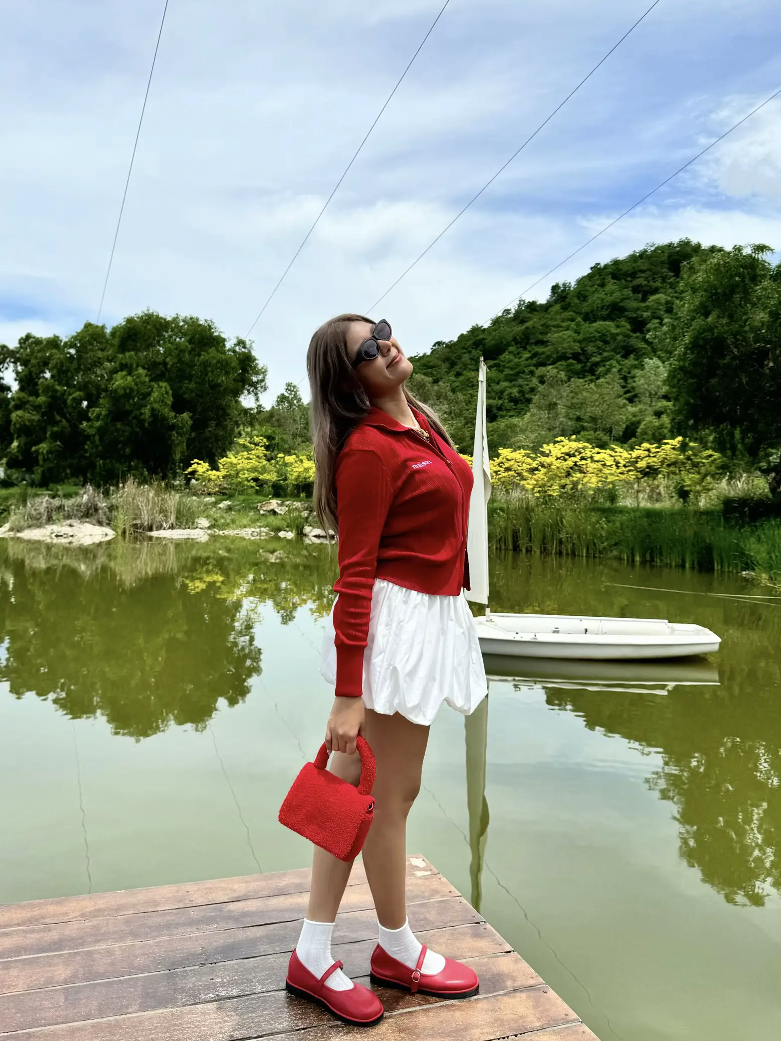 Ootd Cafe Look | Red & White color 🤍🍓🍒🤍 | แกลเลอรีที่โพสต์โดย K.bortor🦦 ...