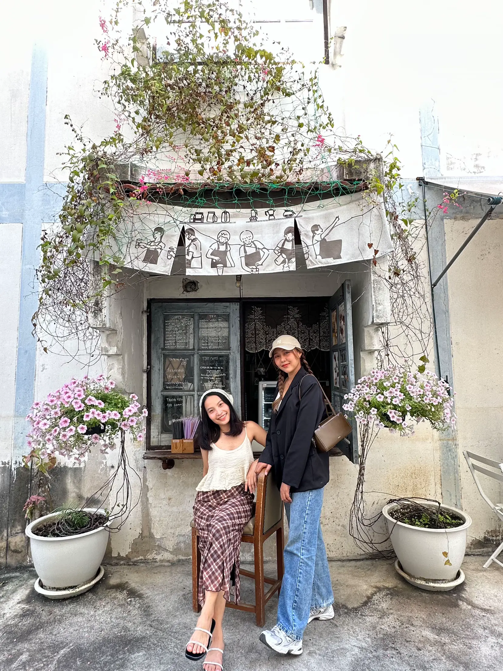 คาแฟ่ มินิมอล สไตล์ญี่ปุ่น ย่านลำลูกกาปทุมธานี | แกลเลอรีที่โพสต์โดย noo_ning | Lemon8