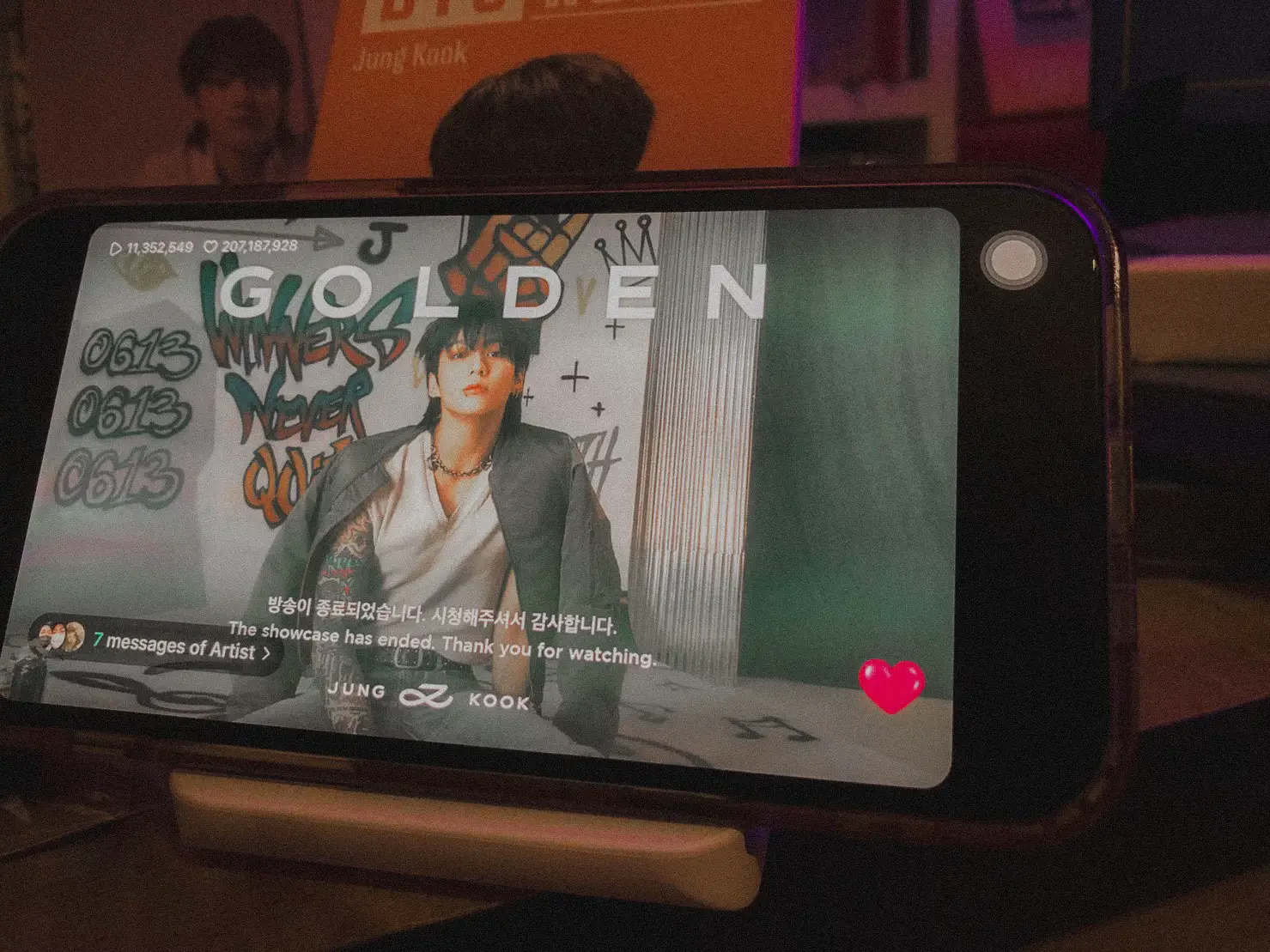 Jung Kook ‘GOLDEN’ Live On Stage | แกลเลอรีที่โพสต์โดย Ms. Jeon JK | Lemon8