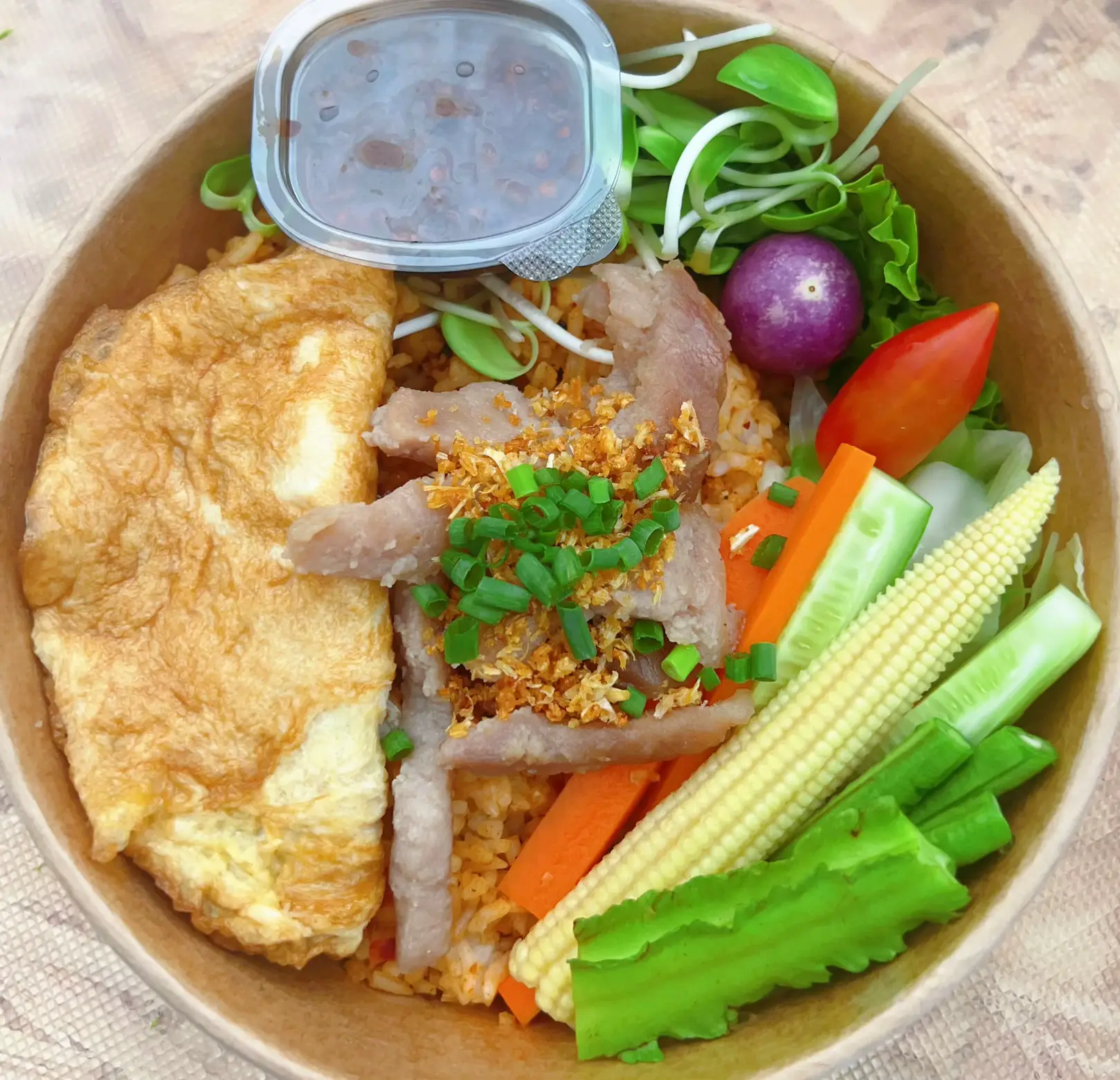 ข้าวคลุกน้ำพริก By แม่สาวขนตางอน | แกลเลอรีที่โพสต์โดย Auey CY | Lemon8