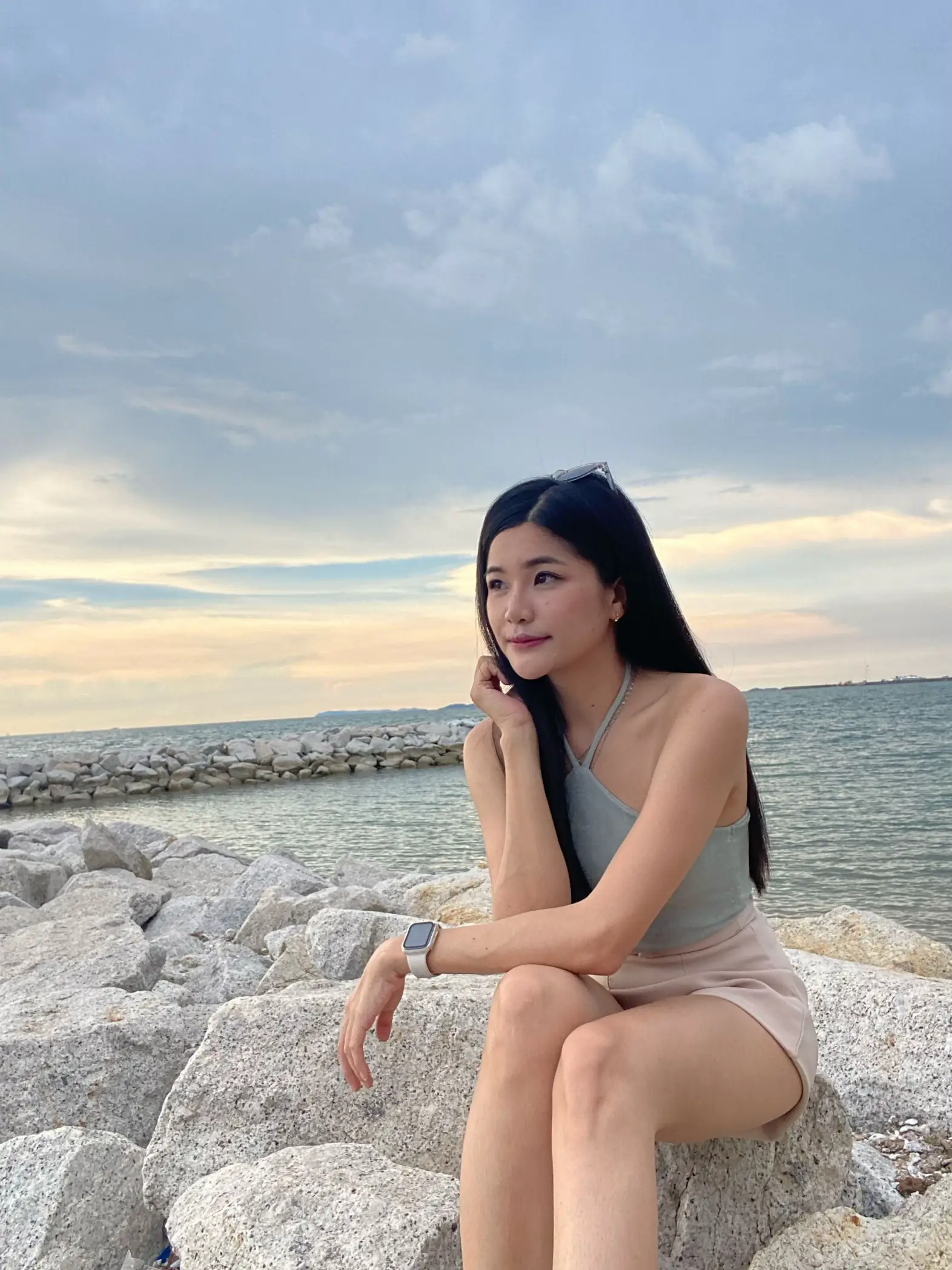 BEACH | แกลเลอรีที่โพสต์โดย 𝘑𝘐𝘙𝘈 🖤 | Lemon8