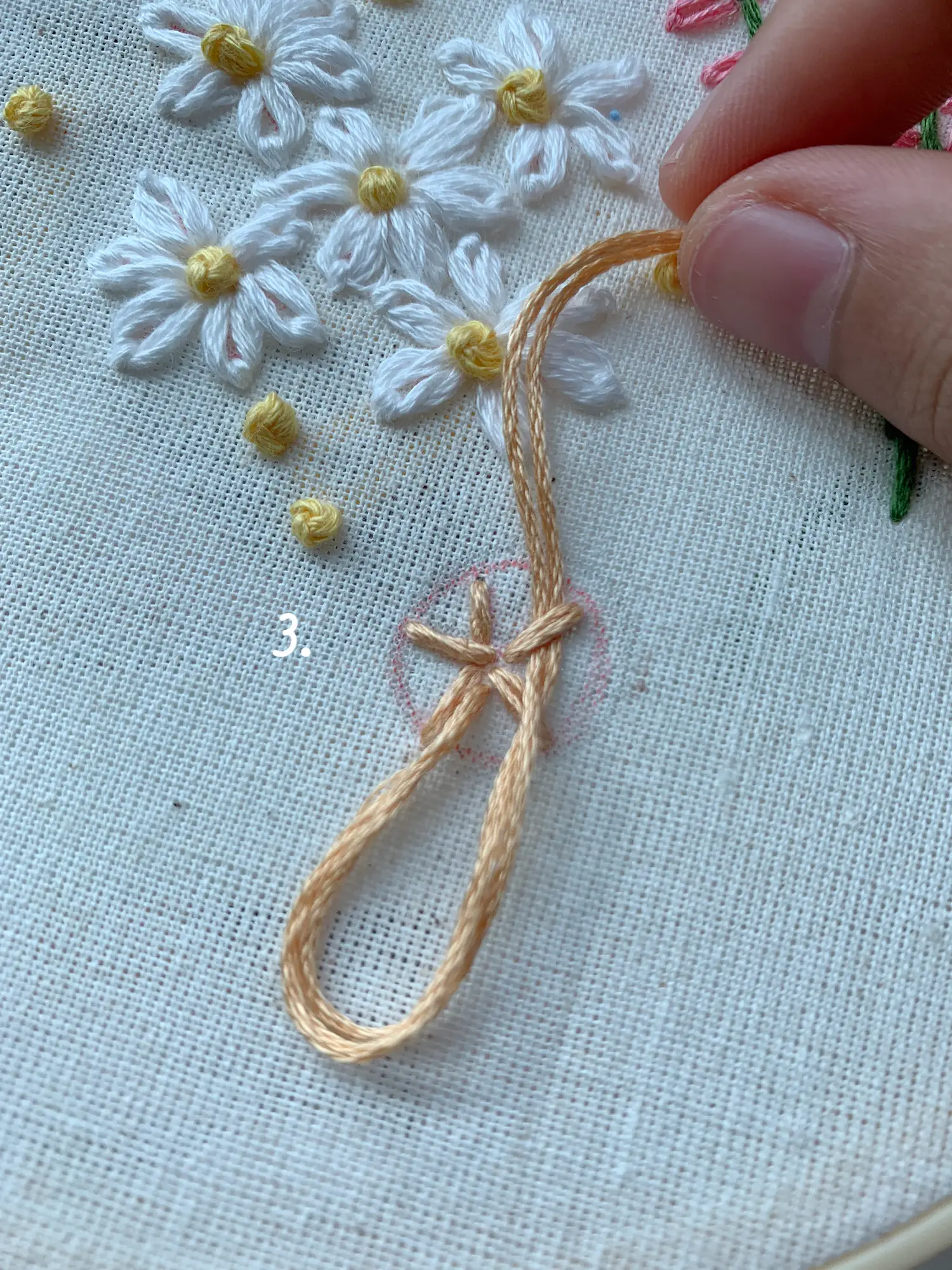 How-to embroidery WOVEN ROSE 🌹🪡 วิธีปักดอกกุหลาบ | แกลเลอรีที่โพสต์โดย IRIN KATE | Lemon8