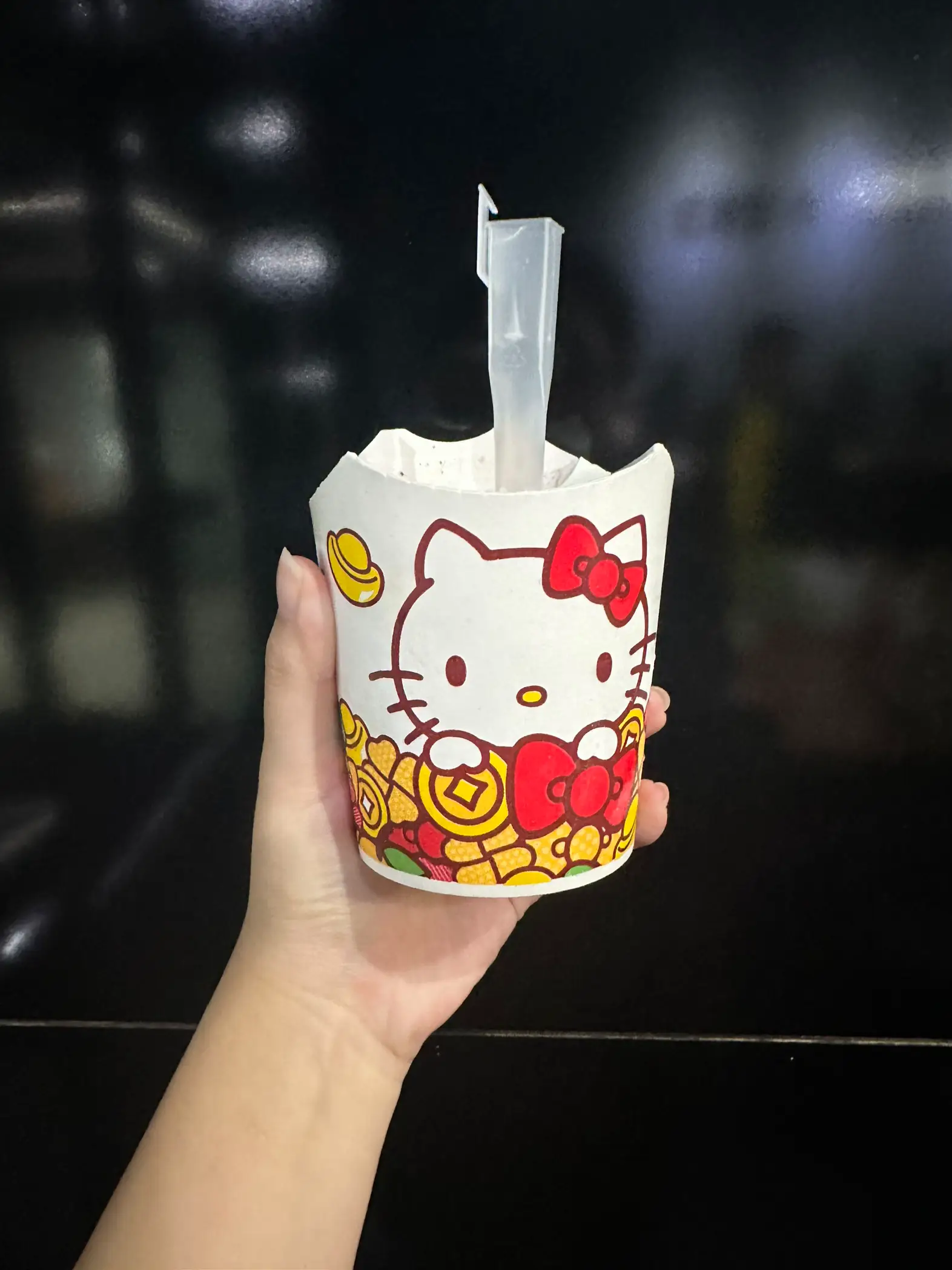 Mc Donald’s x Hello Kitty 🍔🍟 | แกลเลอรีที่โพสต์โดย ไปเรื่อยseries | Lemon8