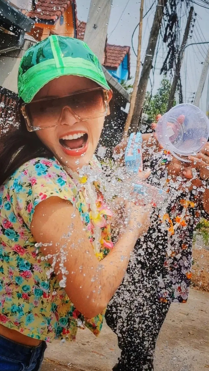 ไอเดียถ่ายรูปตอนสงกรานต์📸 | วิดีโอที่เผยแพร่โดย Doodee | Lemon8