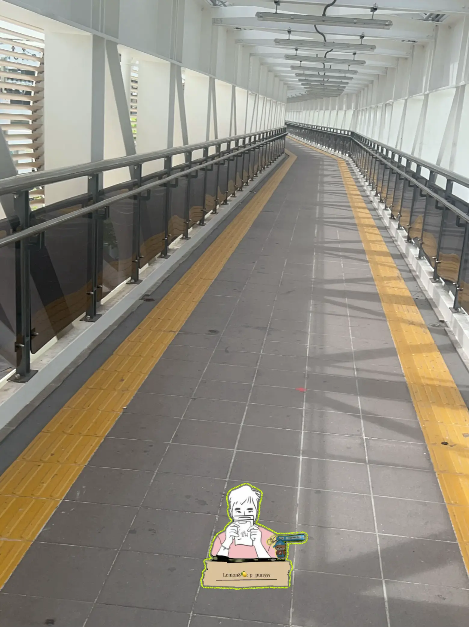 แชร์มุมถ่ายรูปสวยๆ | ห้าแยกลาดพร้าว | แกลเลอรีที่โพสต์โดย Pun Pun | Lemon8