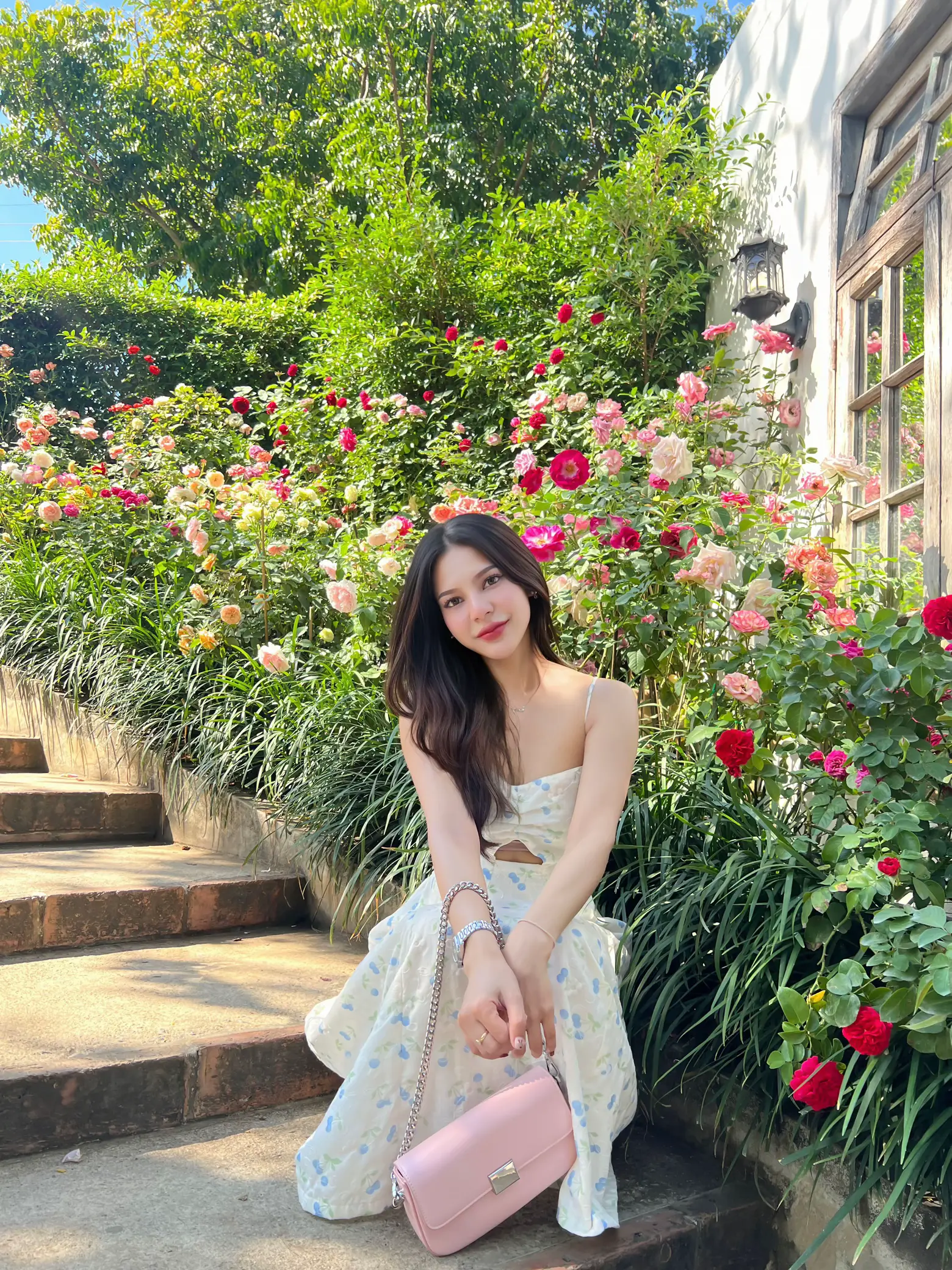 คาเฟ่ดอกไม้เชียงใหม่ 🌷💐 | แกลเลอรีที่โพสต์โดย Iseve.e | Lemon8