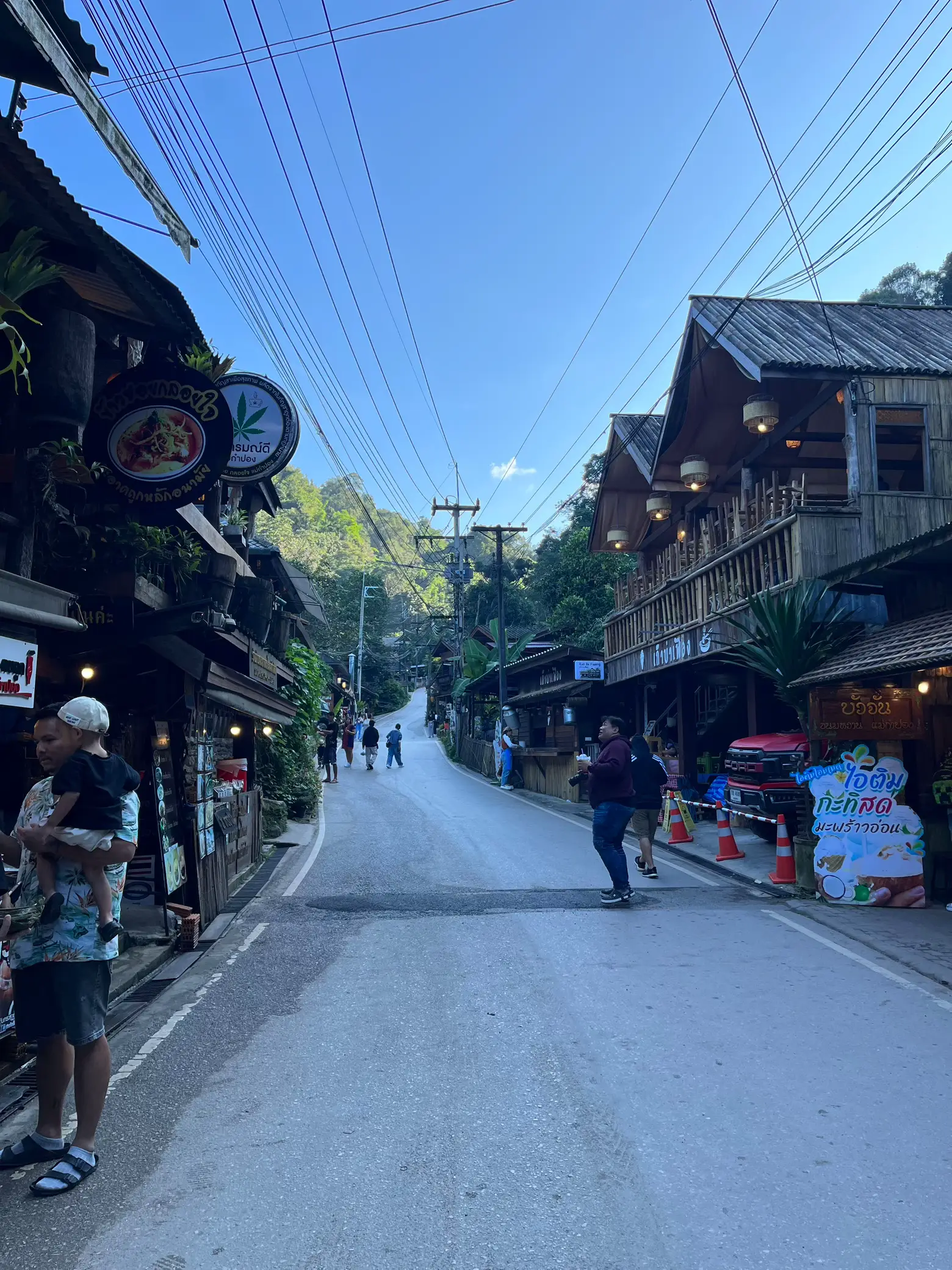 แม่กำปอง • เชียงใหม่ 🏡 | แกลเลอรีที่โพสต์โดย GLUAY.PING | Lemon8