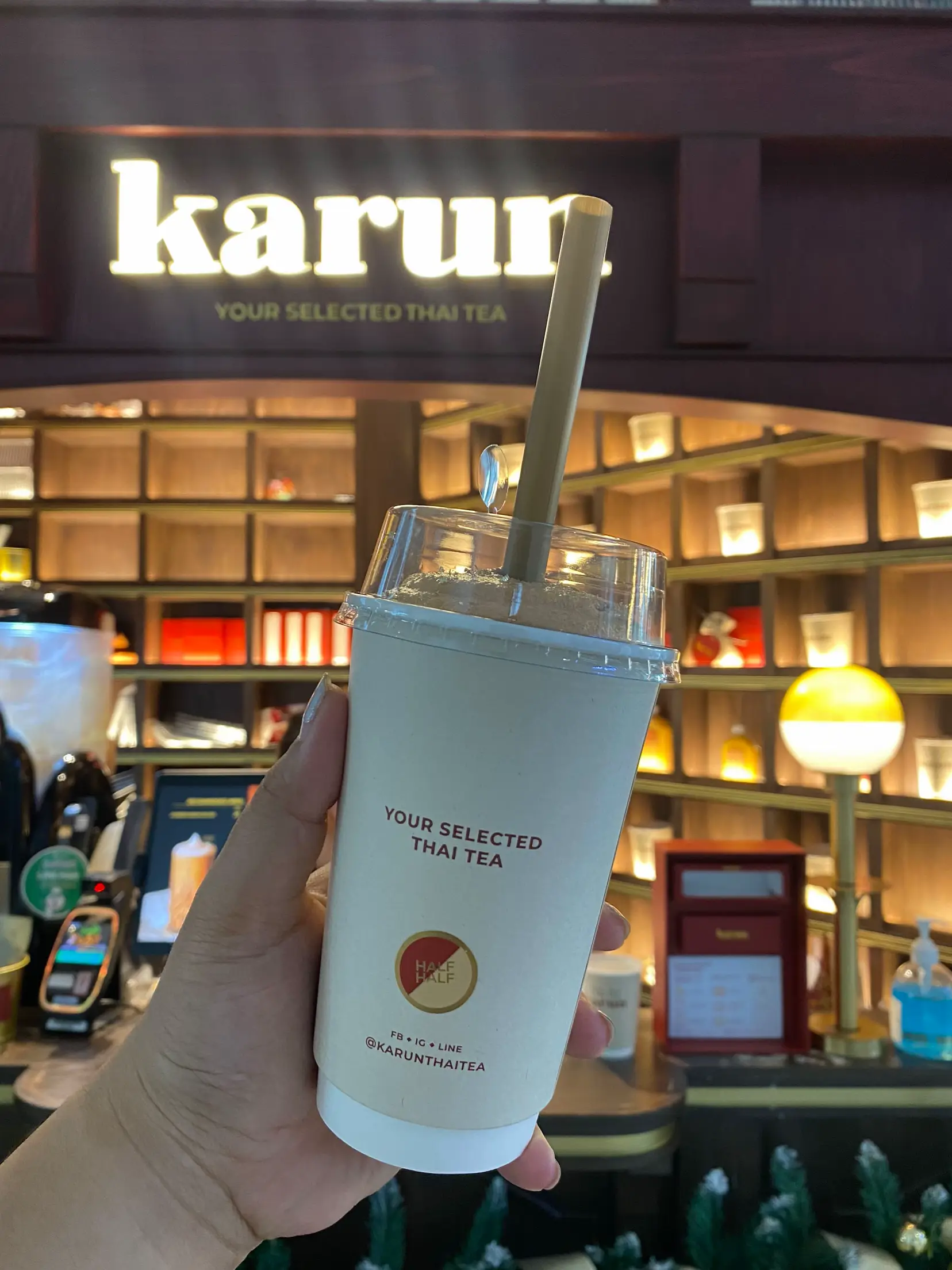 Karun มาเปิดที่ตึกเอ็มไพร์แล้วนะ! | แกลเลอรีที่โพสต์โดย BewZee | Lemon8