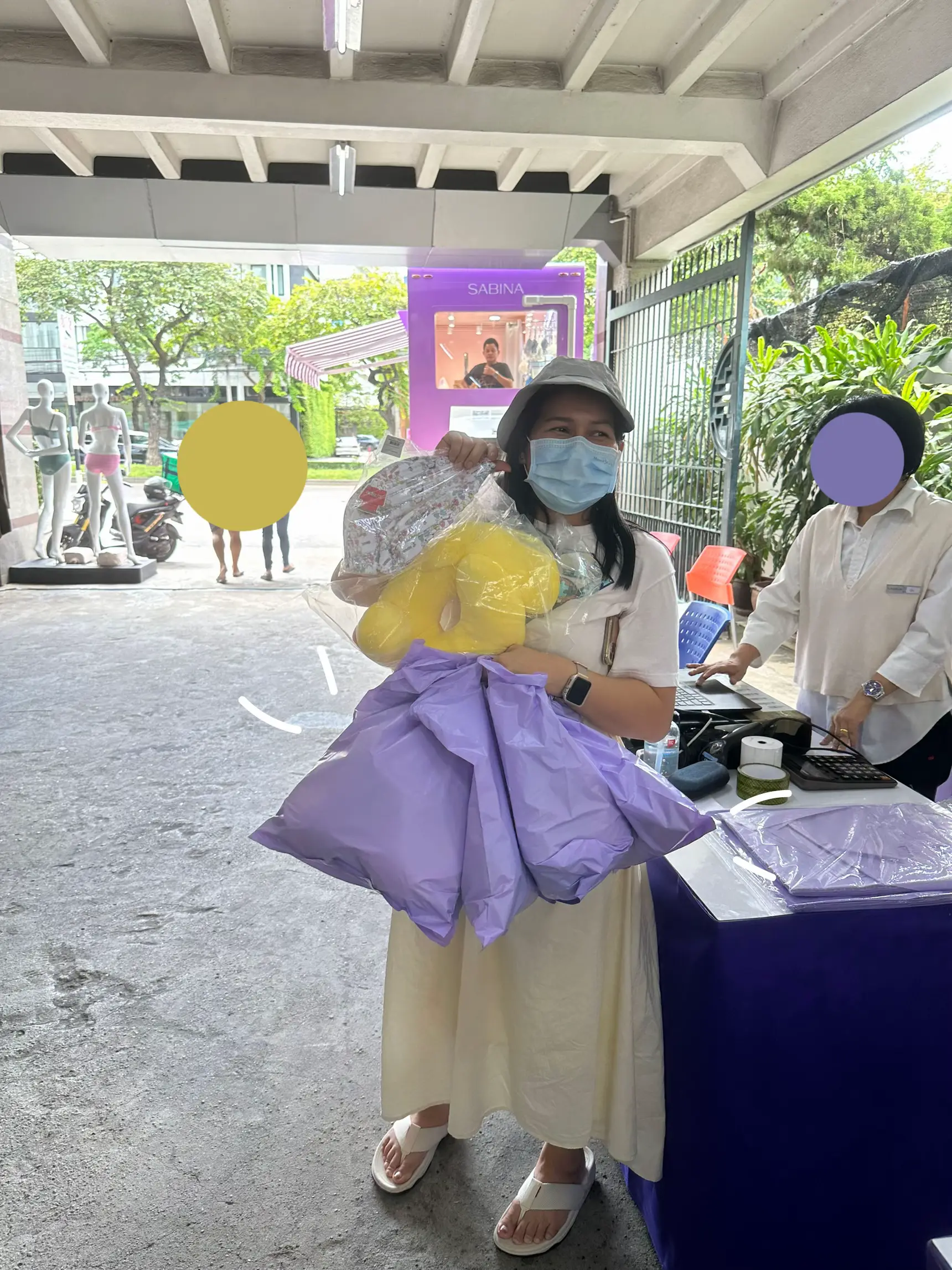 บุกโรงงาน SABINA ลด40% | แกลเลอรีที่โพสต์โดย little.mmm | Lemon8