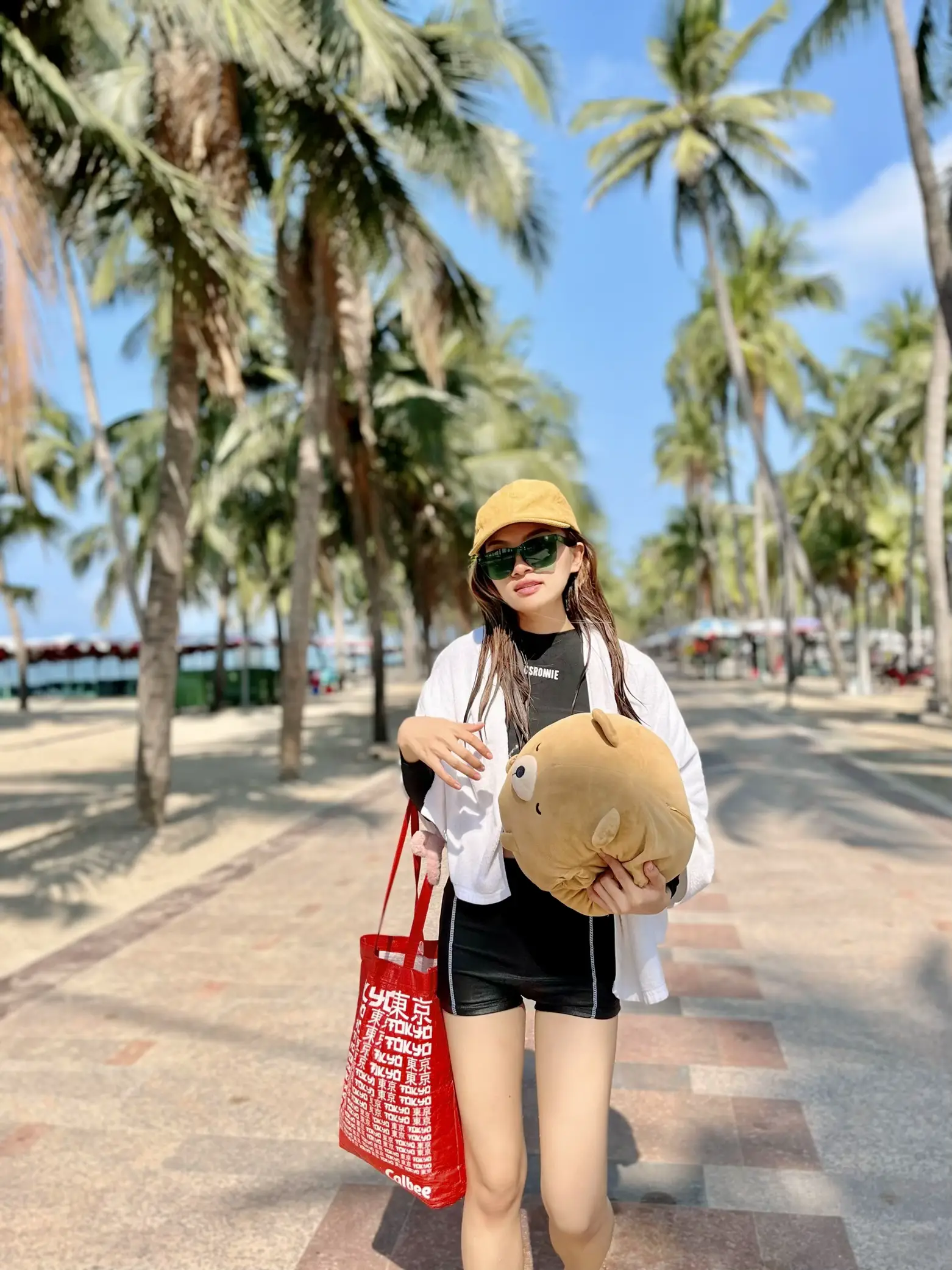 Bang Saen Beach 1 Day | แกลเลอรีที่โพสต์โดย Ladda (kae) | Lemon8