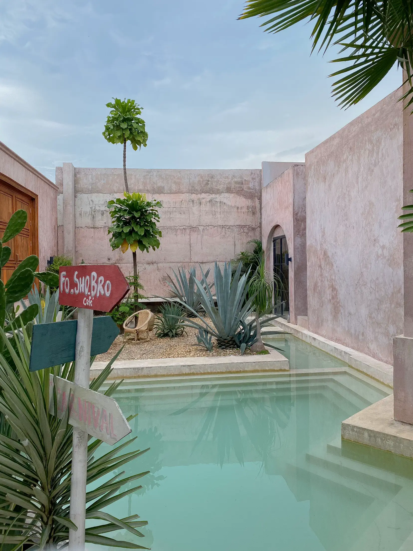 FO SHO BRO คาเฟ่แนวสวนย่านบางนา-อุดมสุข | แกลเลอรีที่โพสต์โดย n | Lemon8