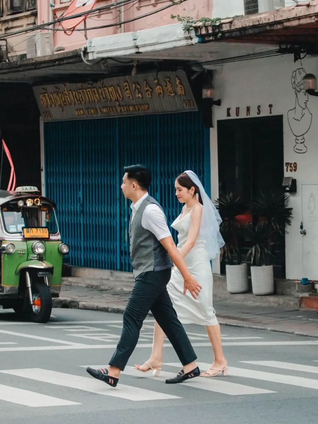 แชร์ไอเดีย STREET PRE WEDDING - mood & tone film | แกลเลอรีที่โพสต์โดย ...