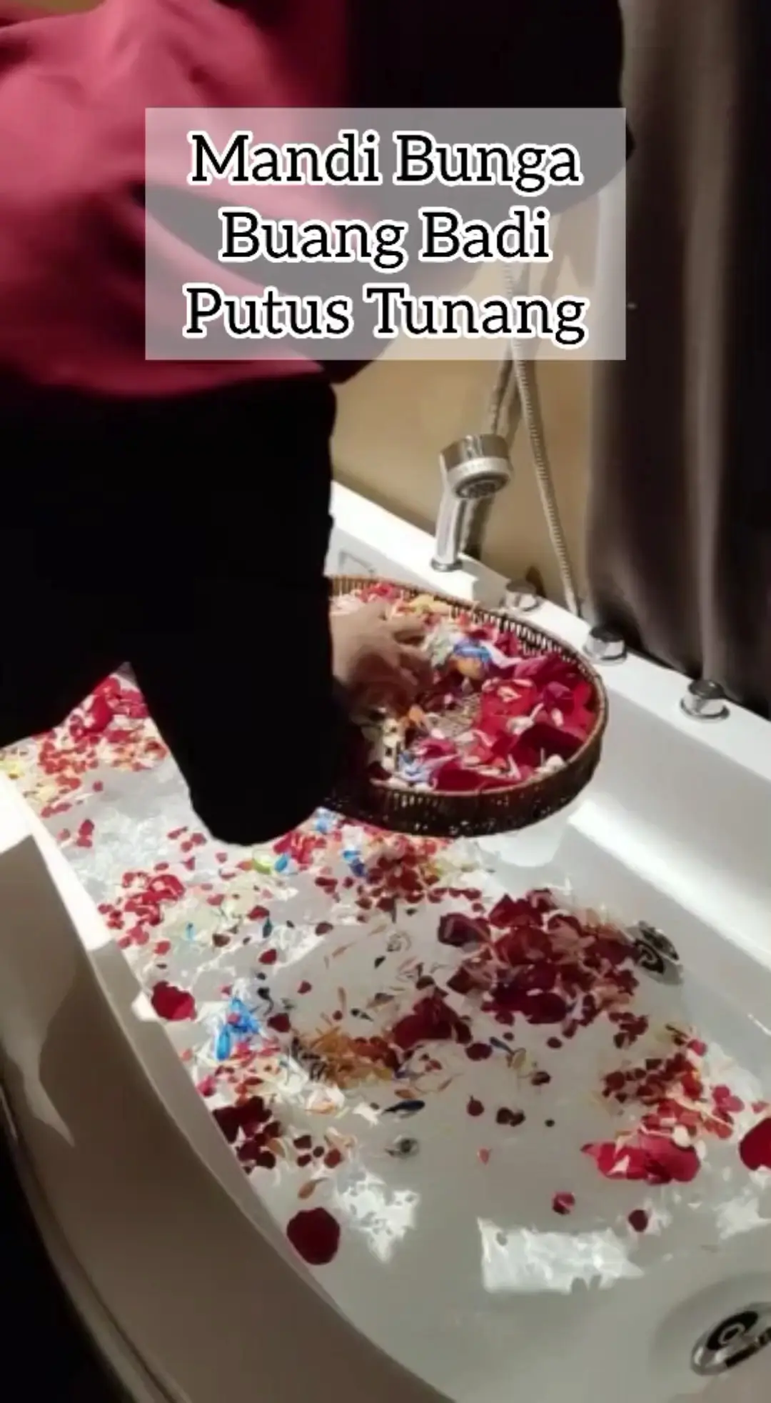 BUANG BADI PUTUS TUNANG DENGAN MANDI BUNGA | Video diterbitkan oleh BelNgah | Lemon8