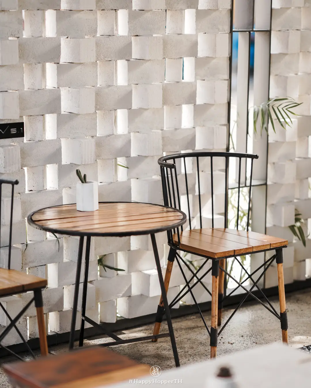 DEV 5.1 Café & Space @ ซอย นวลจันทร์ 32 | แกลเลอรีที่โพสต์โดย Happy Hopper | Lemon8