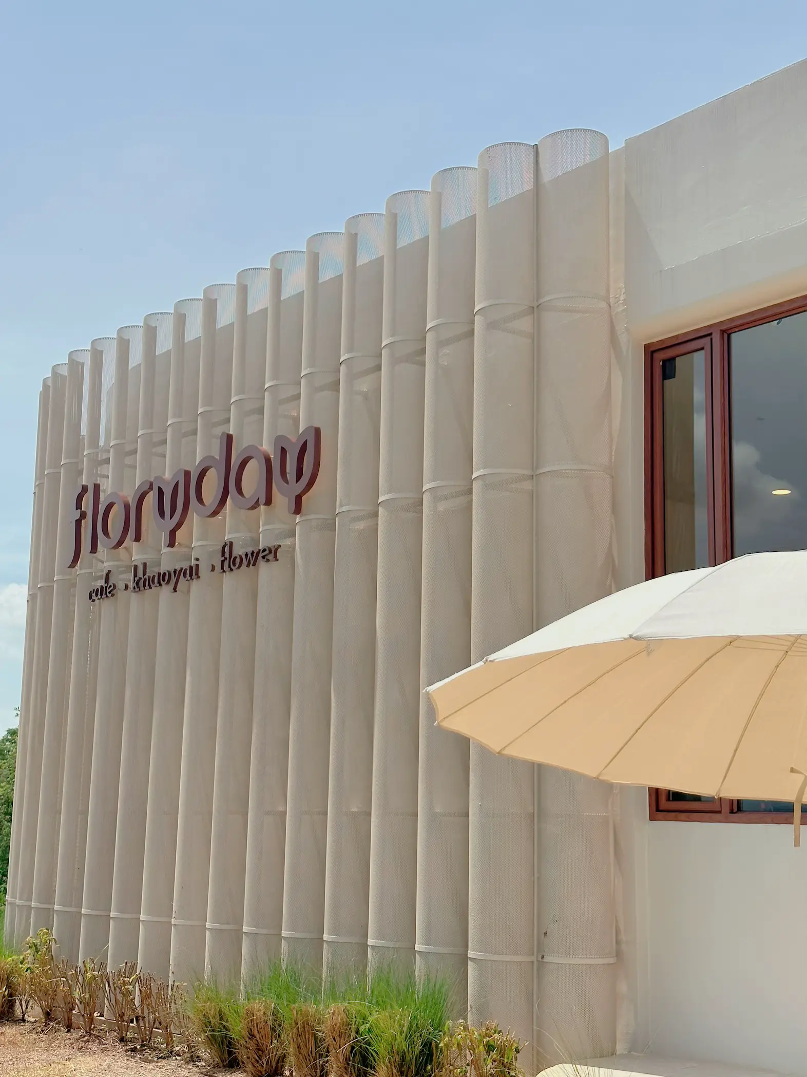 Floryday Khaoyai : Cafe & Flower 🌸 | แกลเลอรีที่โพสต์โดย Satapron | Lemon8